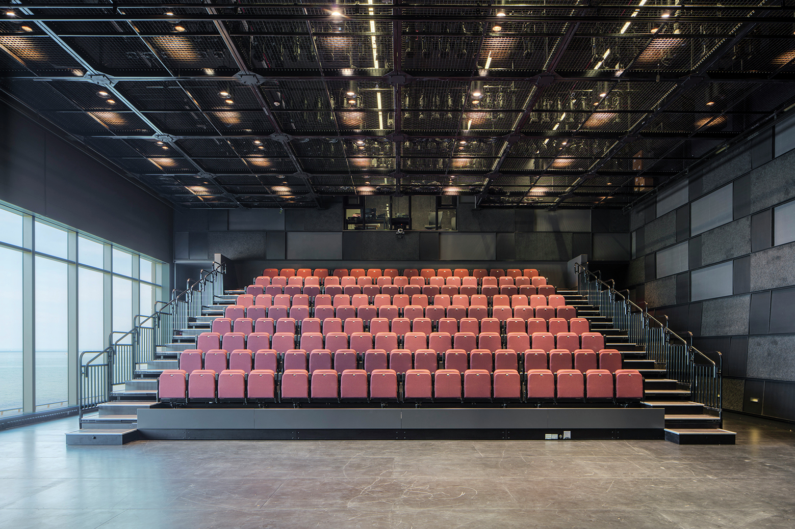 Gallery of Northwestern University Ryan Center / Goettsch Partners - 13