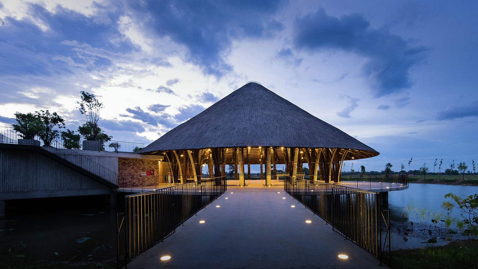 Gallery of Sen Village Community Center / VTN Architects - 1