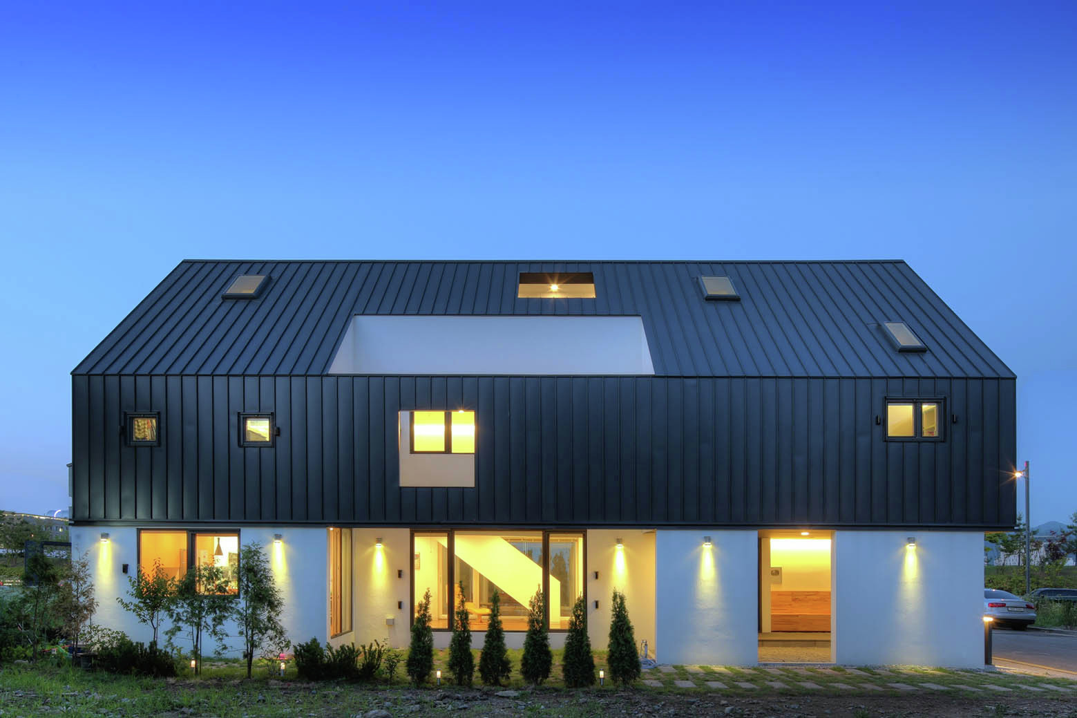 Gallery of One Roof House / mlnp architects - 14