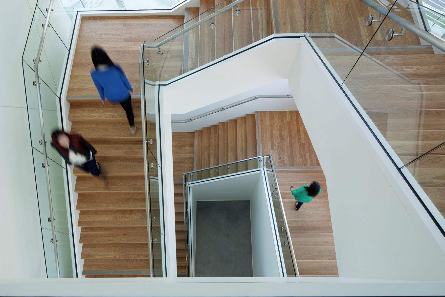 Gallery of Chu Hall - Solar Energy Research Center / SmithGroup - 14