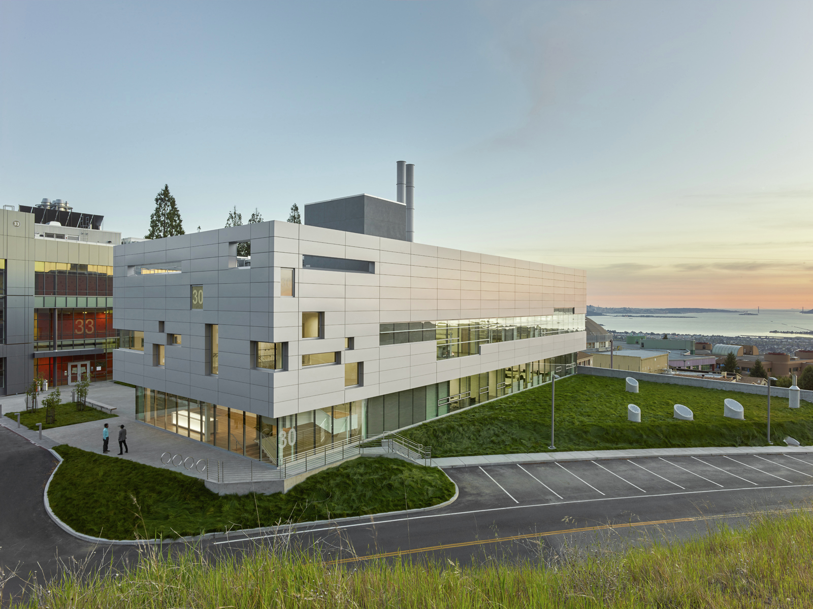 Chu Hall - Solar Energy Research Center / SmithGroup | ArchDaily