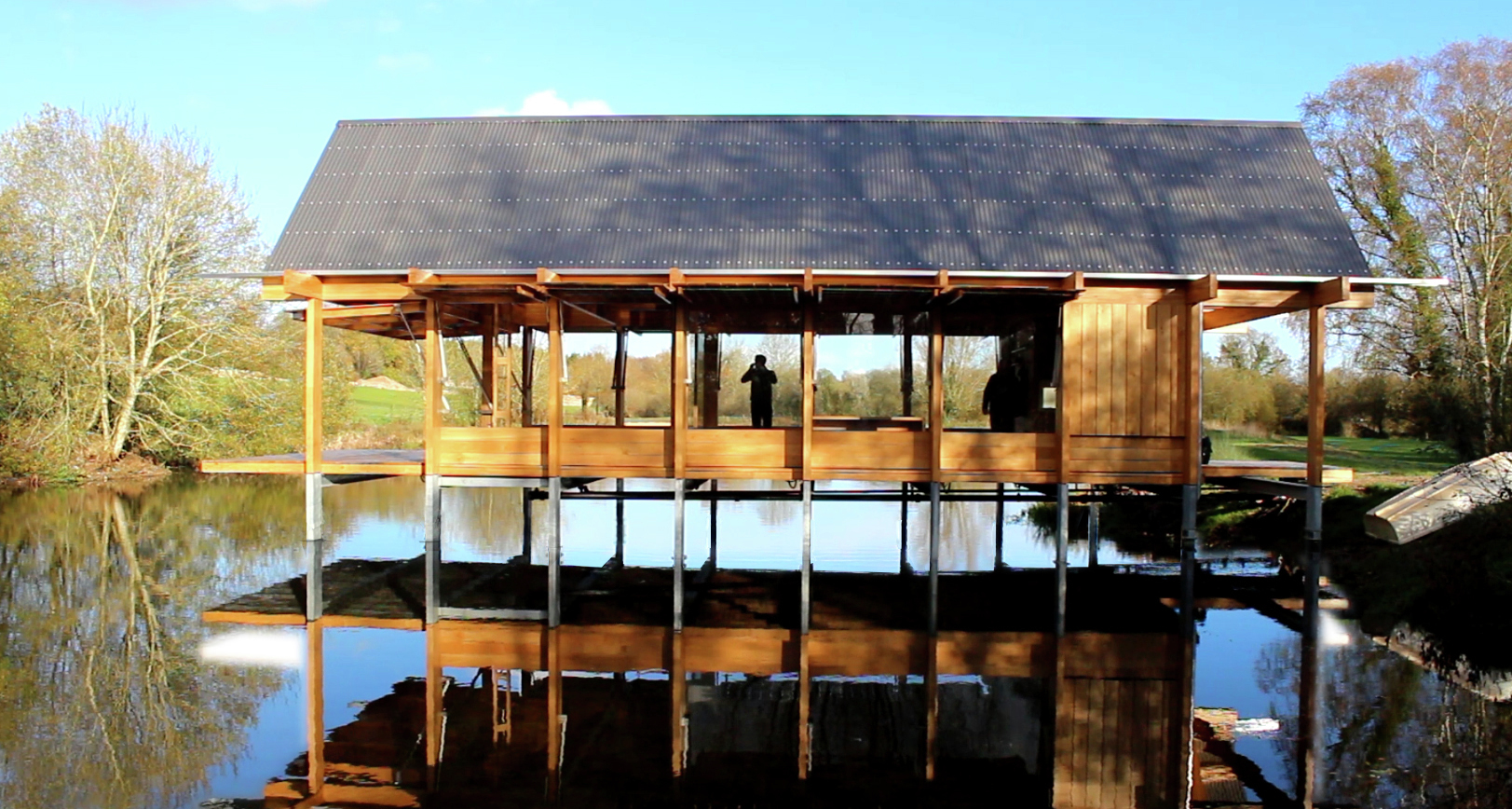 Gallery of AHMM's Burntwood School Wins the 2015 Stirling Prize - 13