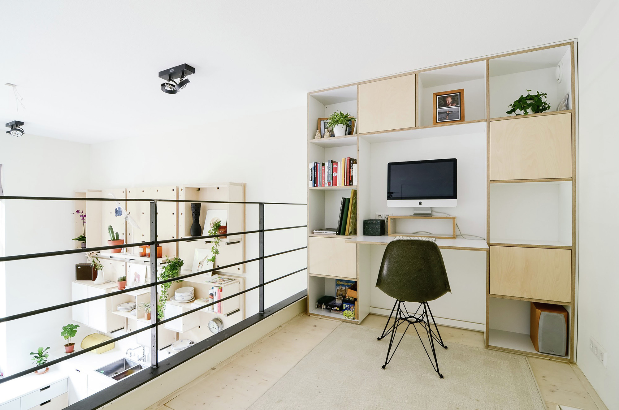 Gallery of Apartment Conversion / Standard Studio + CASA architecten - 5
