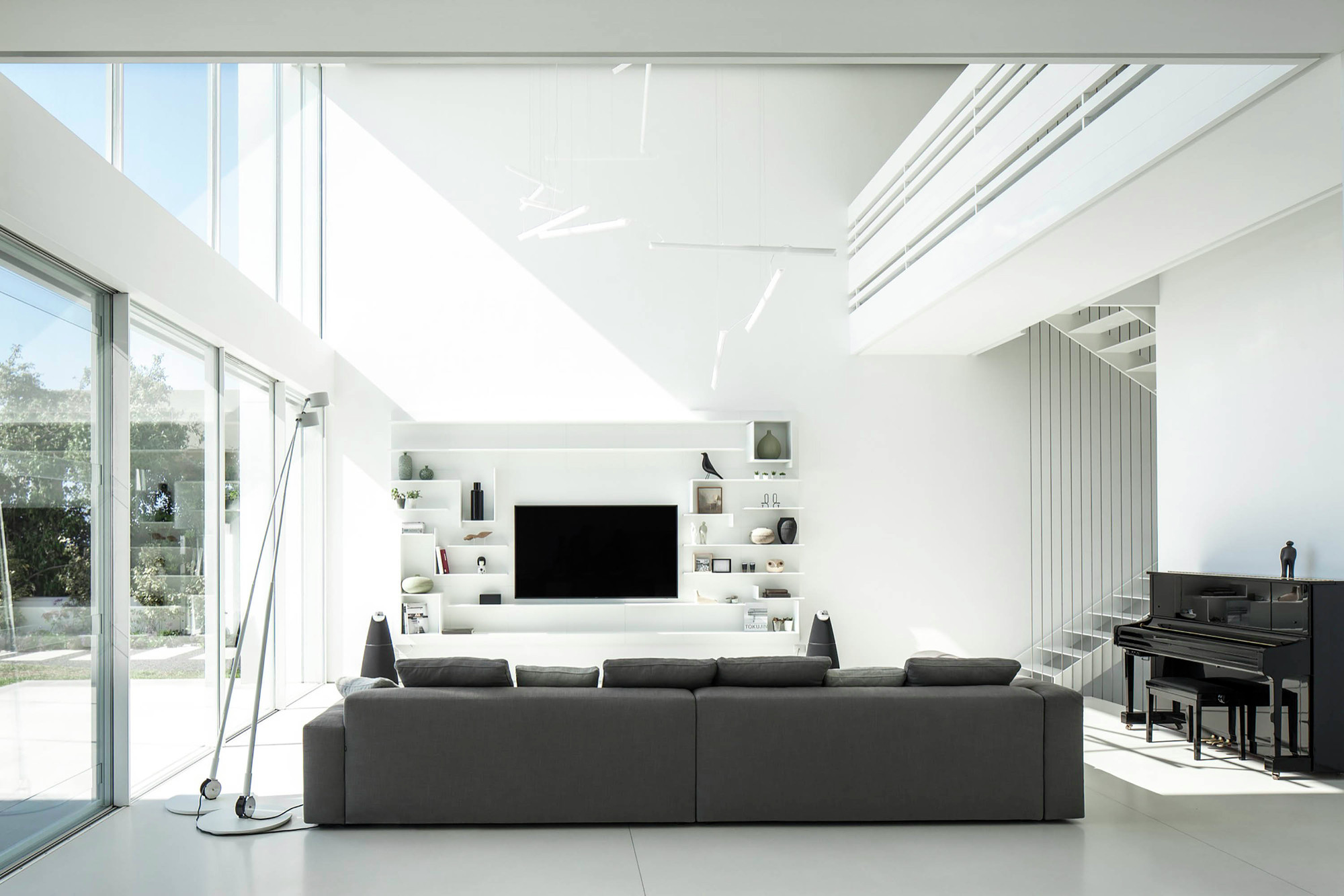 Galería de Casa en el Mar / Pitsou Kedem Architects - 9