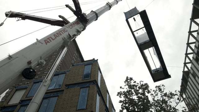 Watch nArchitects’ My Micro New York Near Completion | ArchDaily