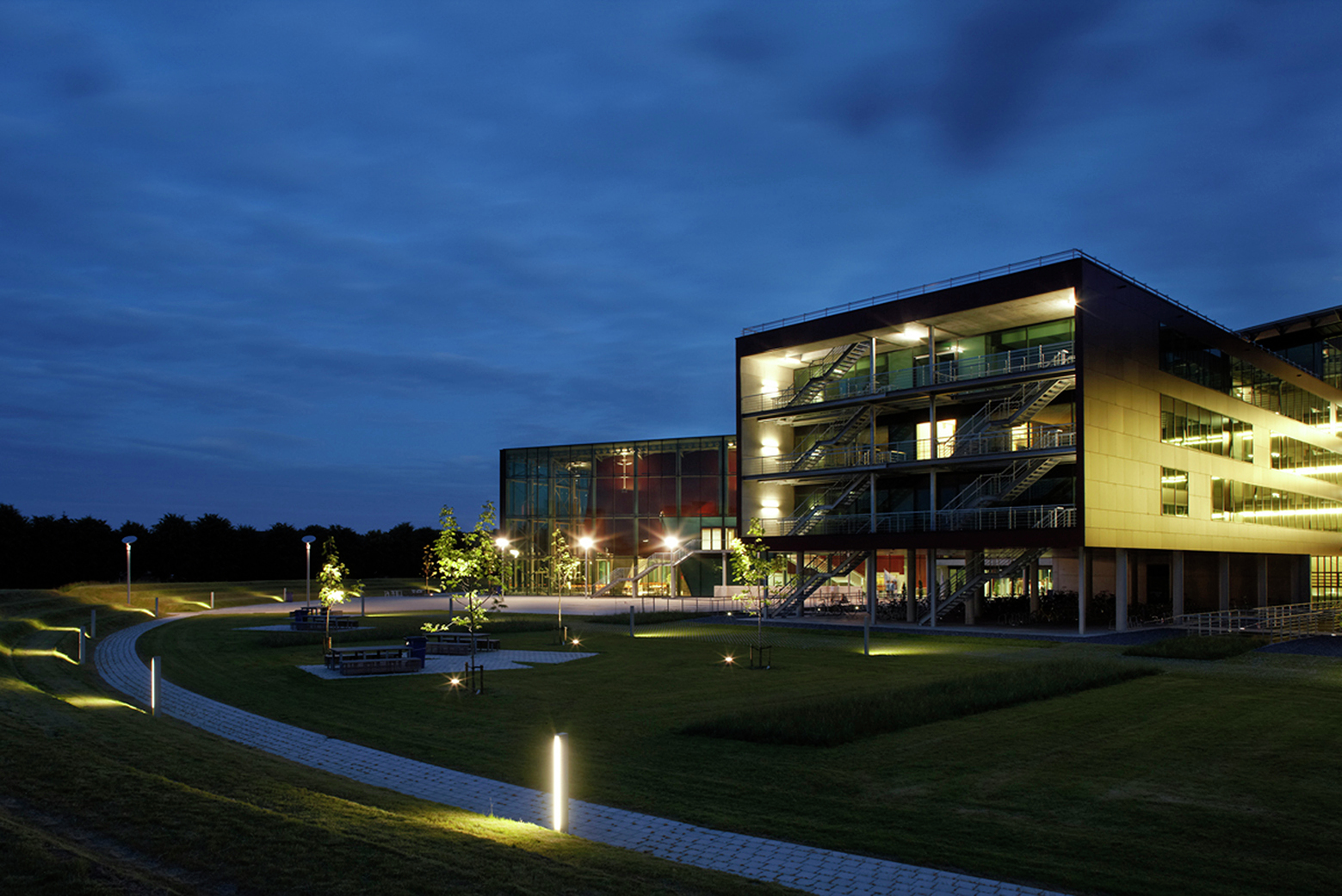 Gallery of VIVES University College Campus Bruges / SAR architecten - 11
