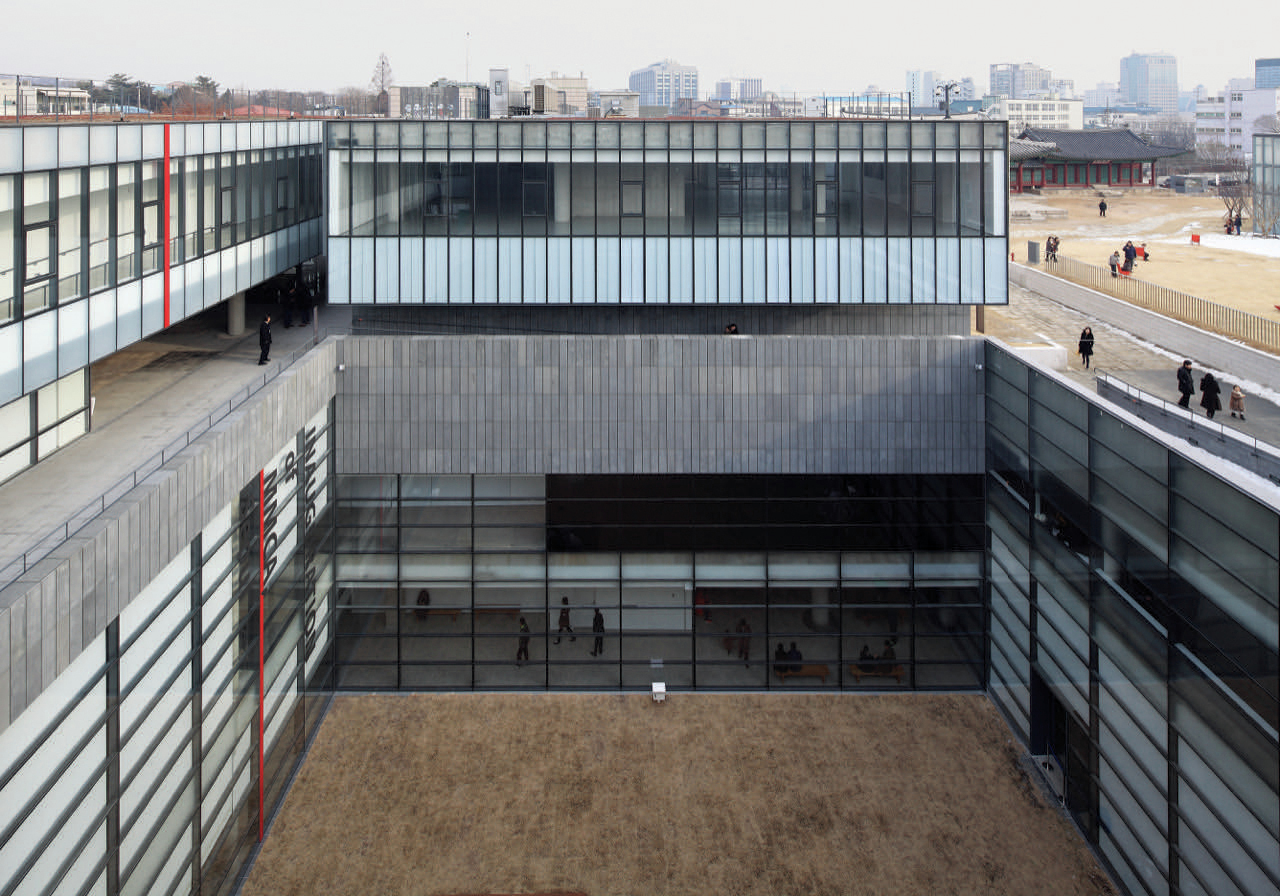 Gallery of MMCA Museum of Modern and Contemporary Art / Hyunjun Mihn ...