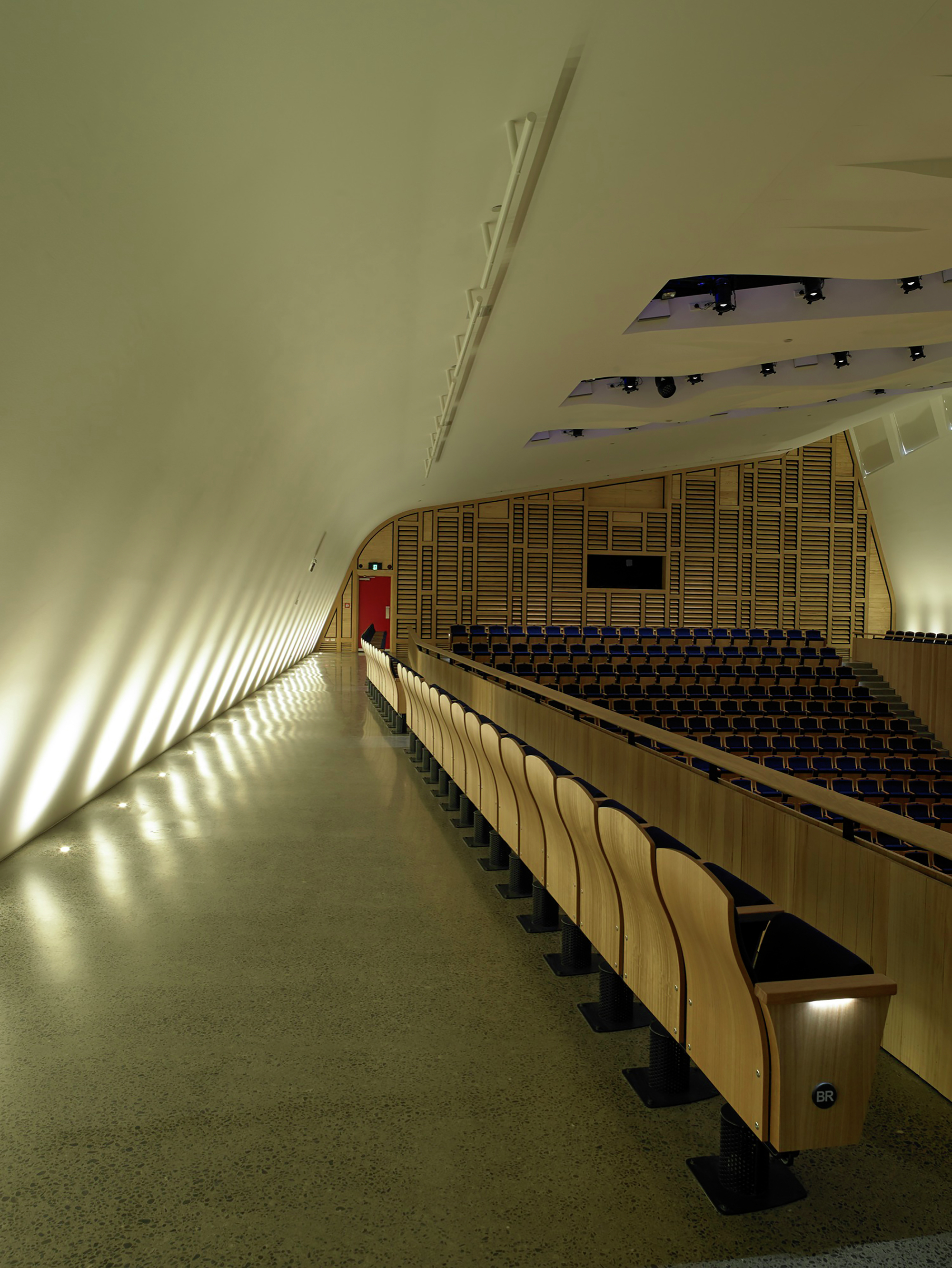 Gallery of The Blyth Performing Arts Centre / Stevens Lawson Architects - 7