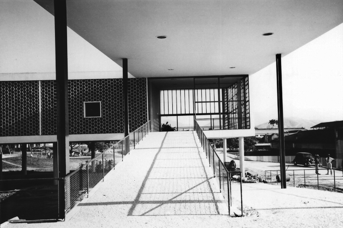 Galeria de Uma Arquitetura para a Cidade. A obra de Affonso Eduardo ...