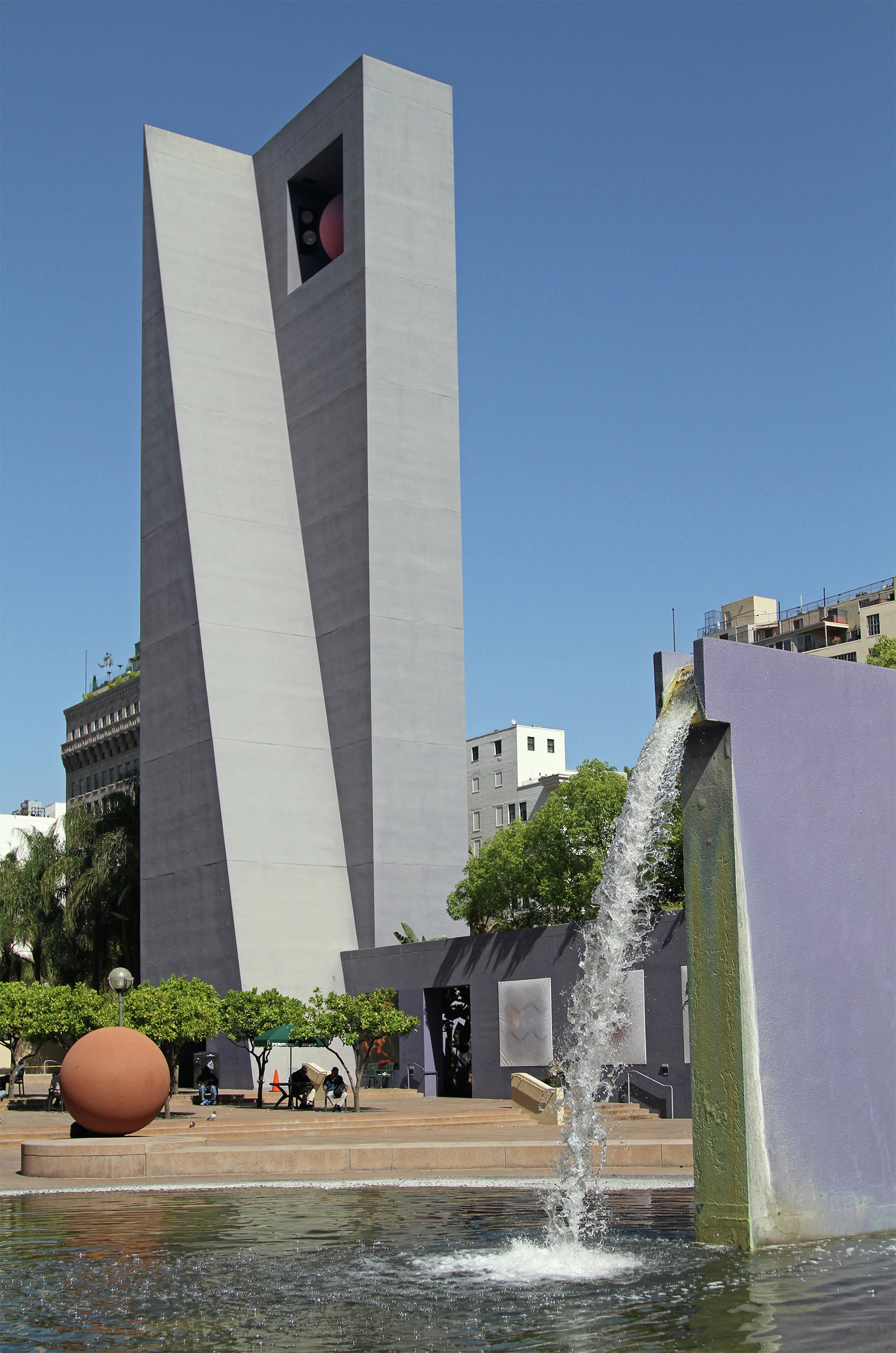 Galeria de Clássicos da Arquitetura: Pershing Square / Ricardo ...