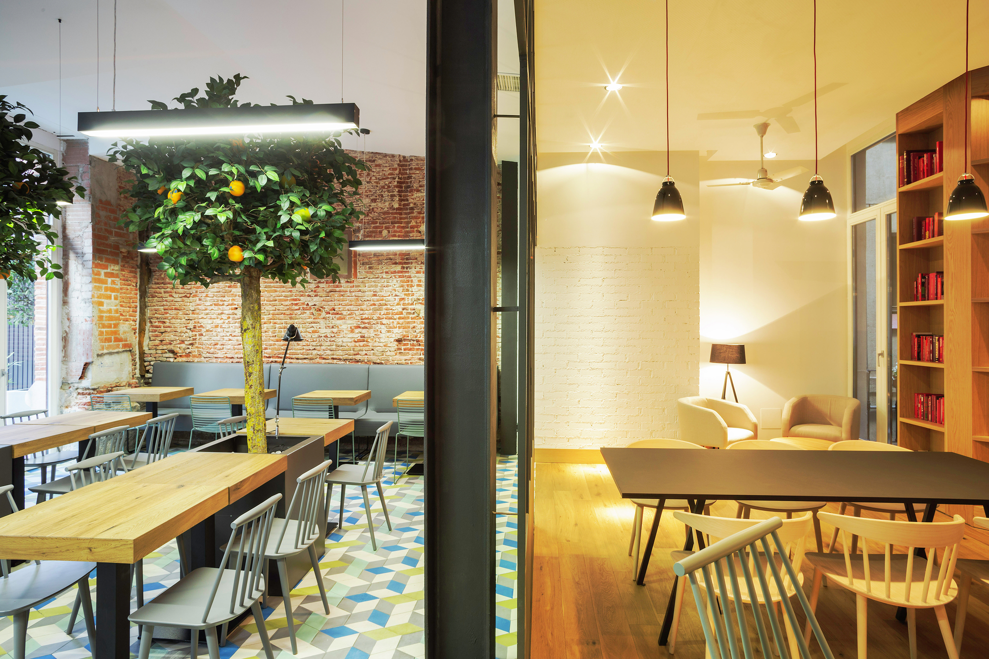 Gallery of Gust Restaurant / Zooco Estudio - 4