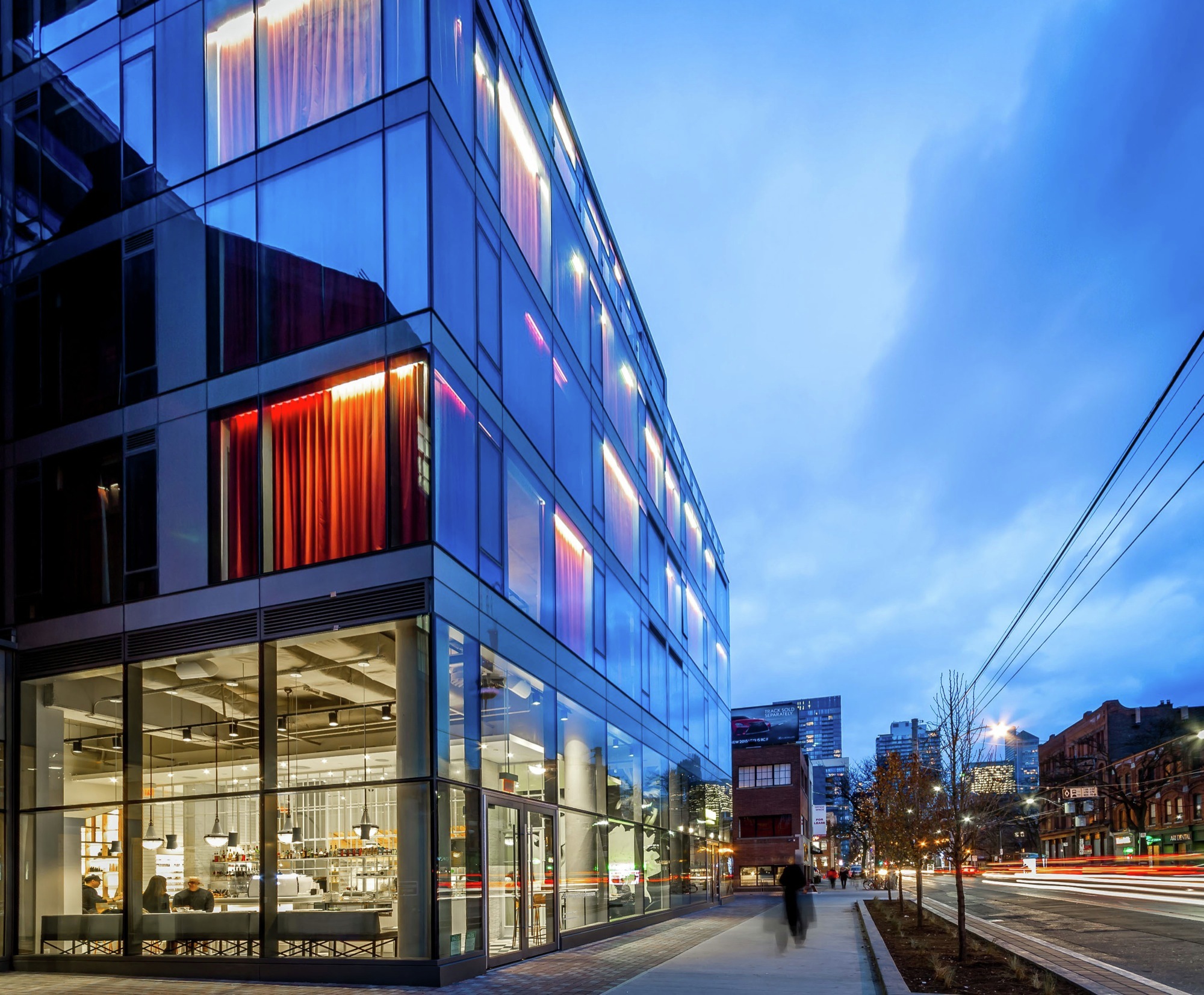 Gallery of Fashion House / CORE Architects - 2