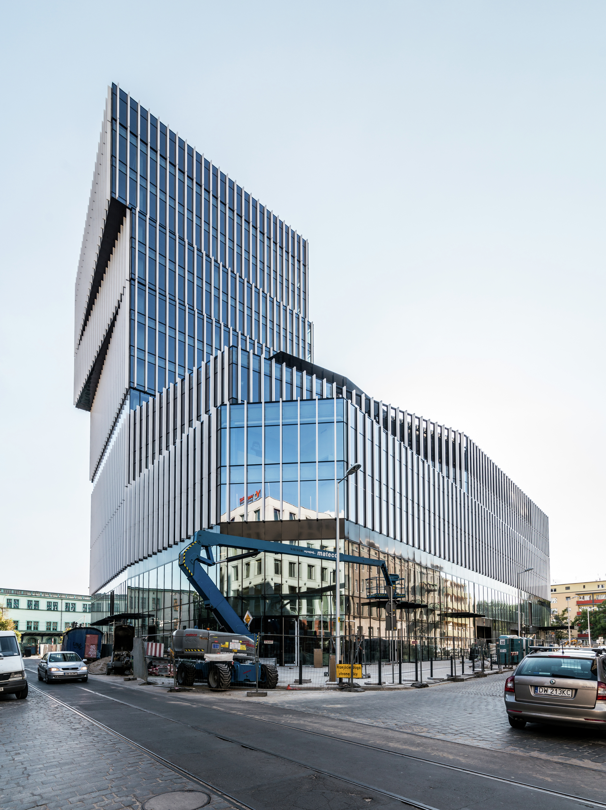 Gallery of Silver Tower Center / Maćków Pracownia Projektowa - 6