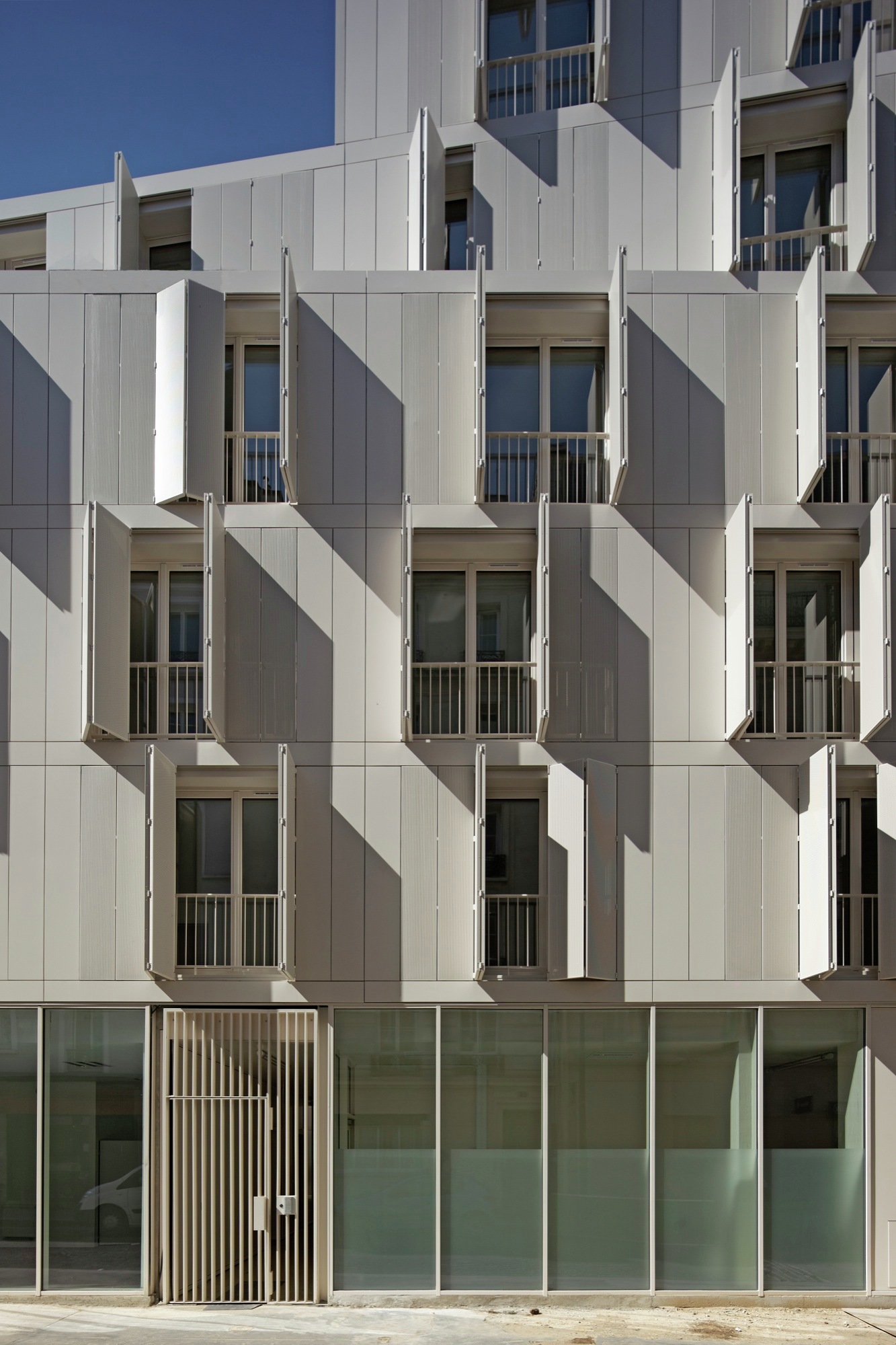 Gallery of Housing in Paris / Projectiles - 3