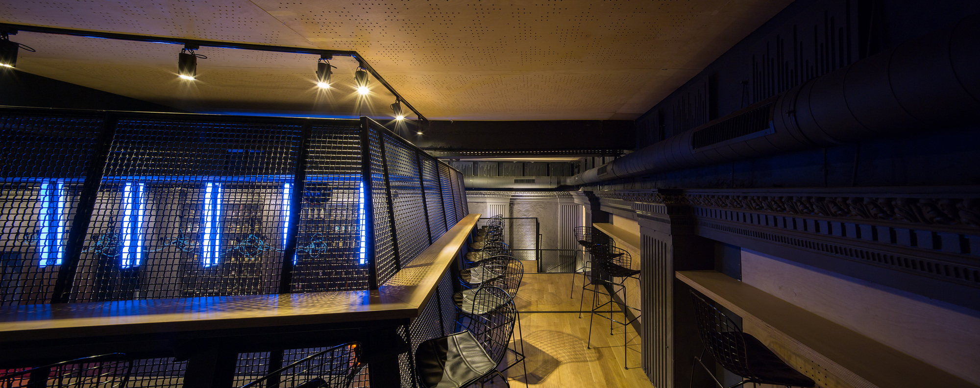 Galeria de Control Club - Berlim Hall / LAMA Arhitectura - 11
