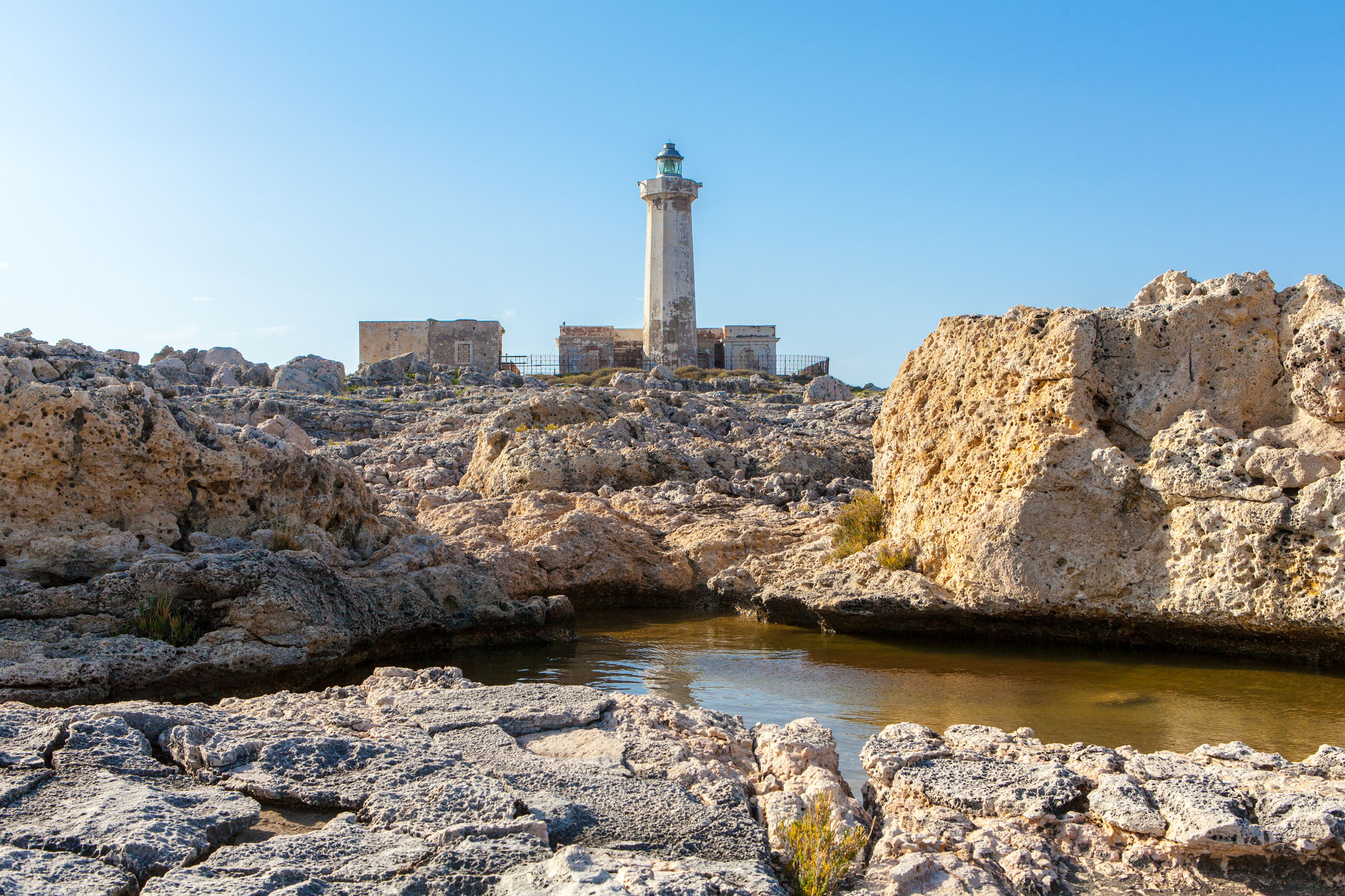 Abandoned Lighthouse With A Exploring The Dungeness Old Lighthouse