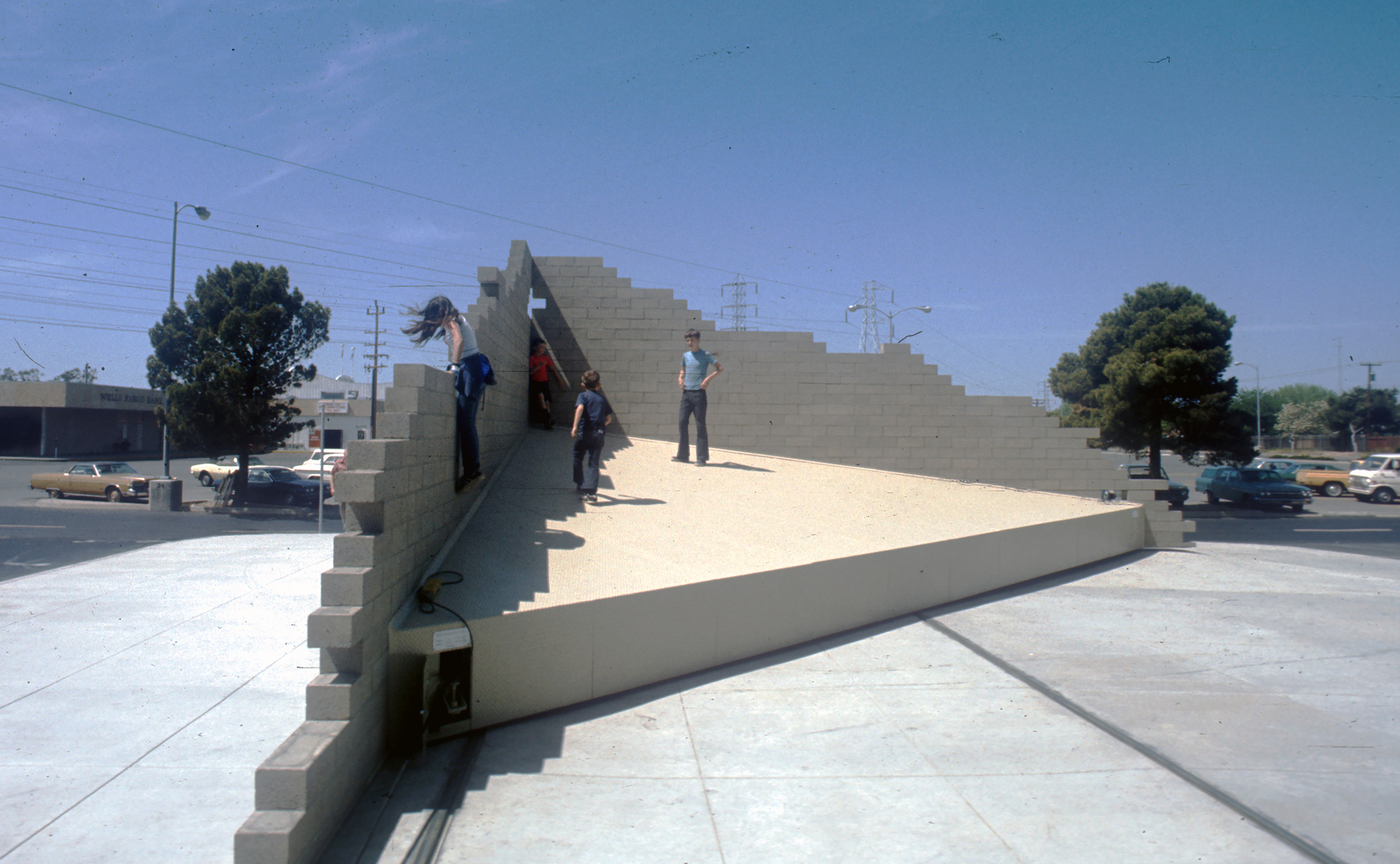 Gallery of When Art, Architecture and Commerce Collided: The BEST ...