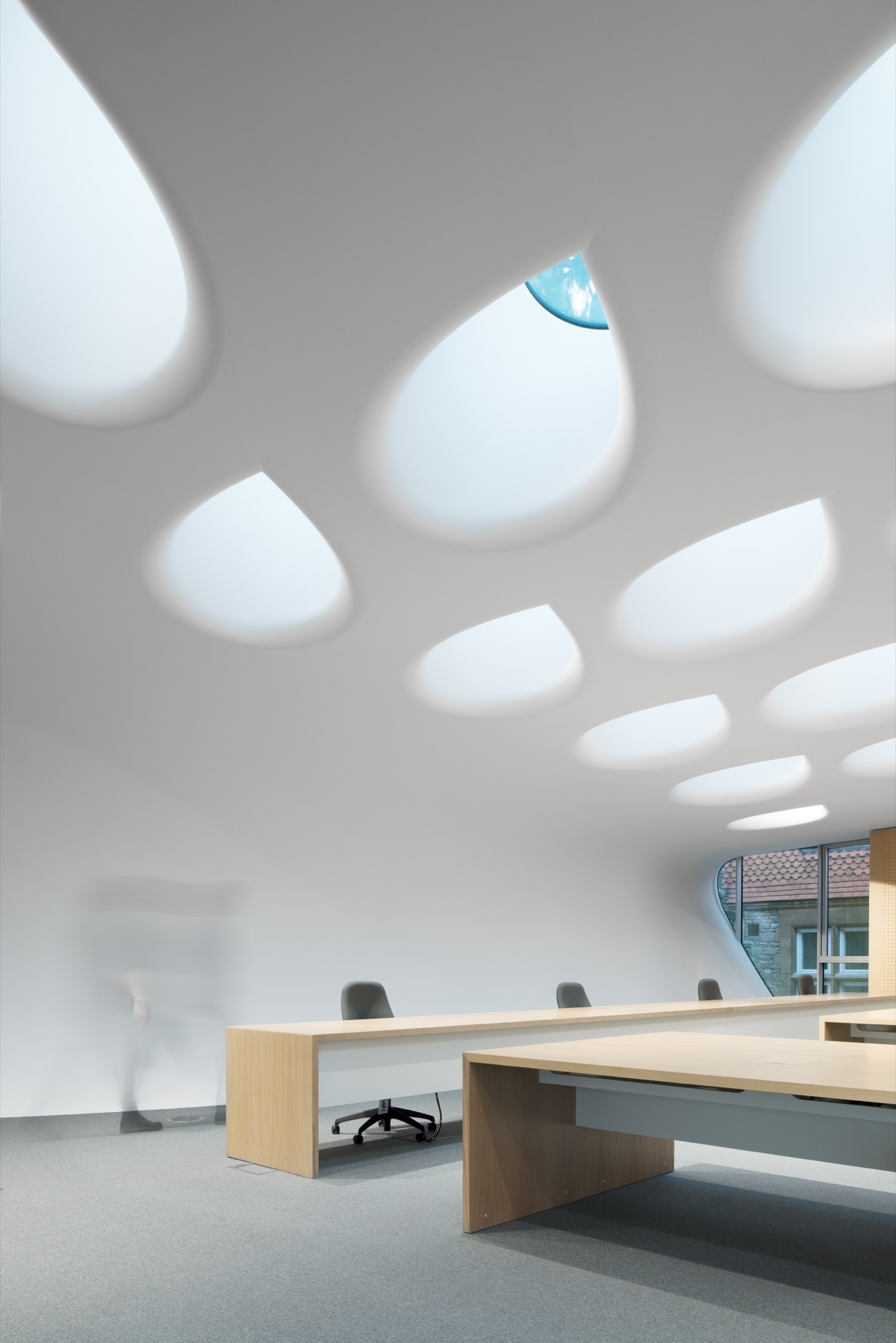 Gallery of The Investcorp Building / Zaha Hadid Architects - 5