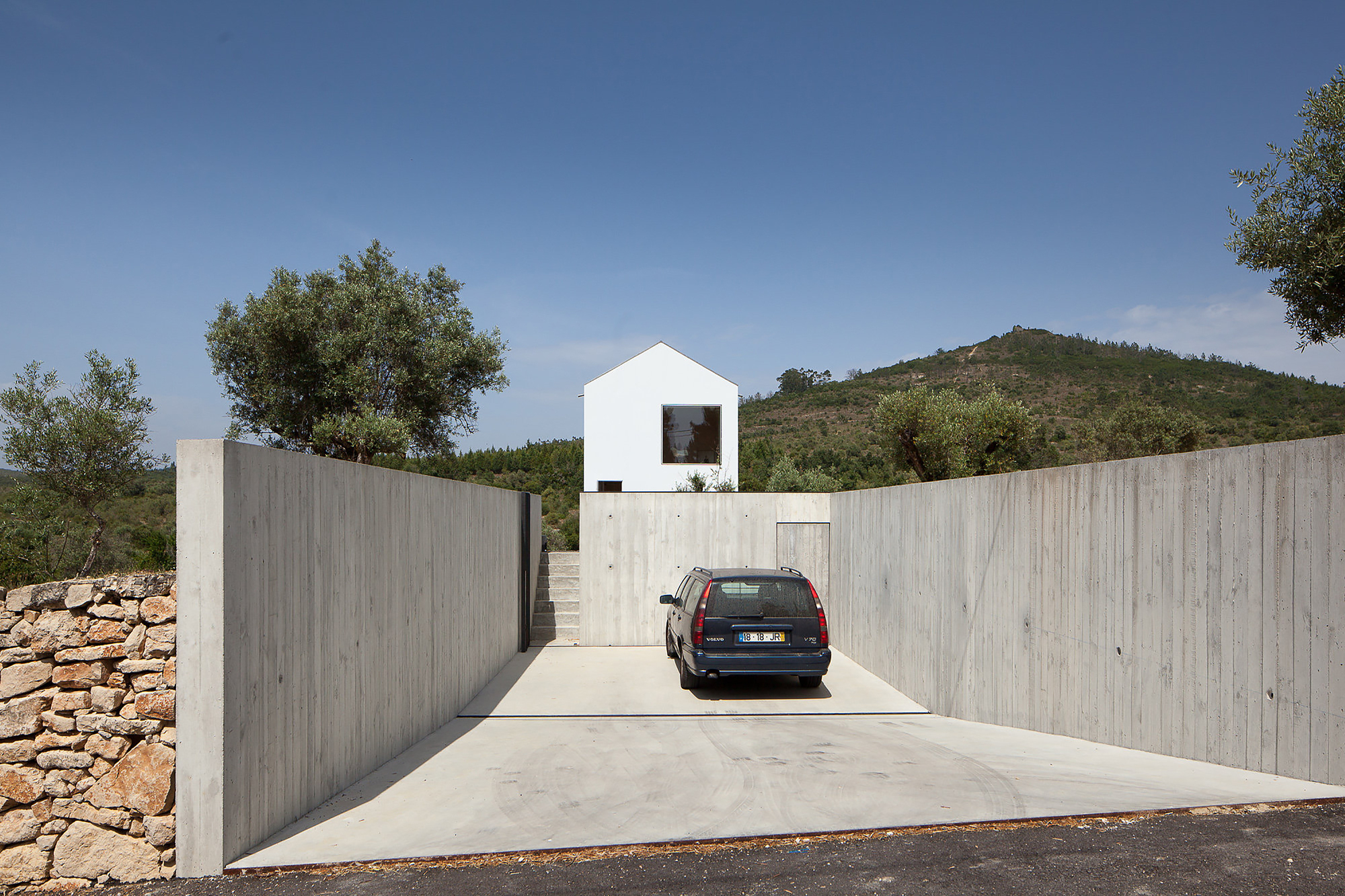 Gallery of Fonte Boa House / João Mendes Ribeiro - 3
