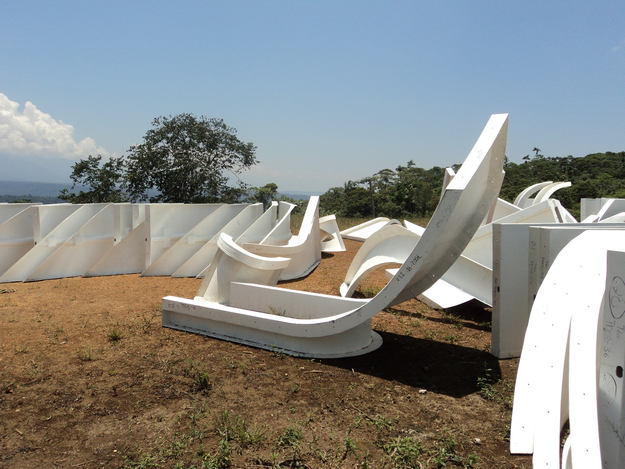 Gallery of These Modular "Hobbit Houses" Can Be Assembled in Three Days - 3