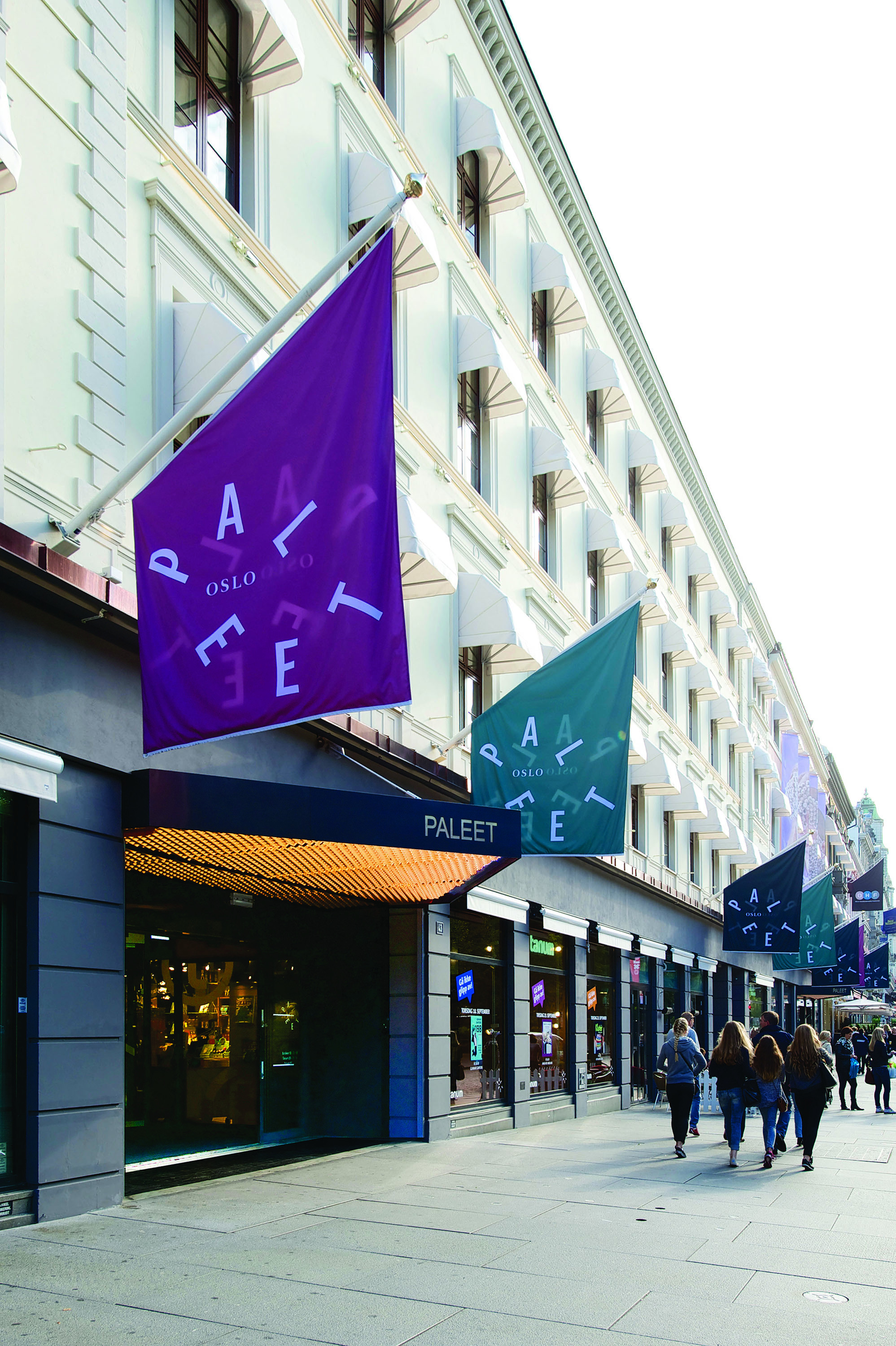 Gallery of Paleet Shopping Center / JVA - 17