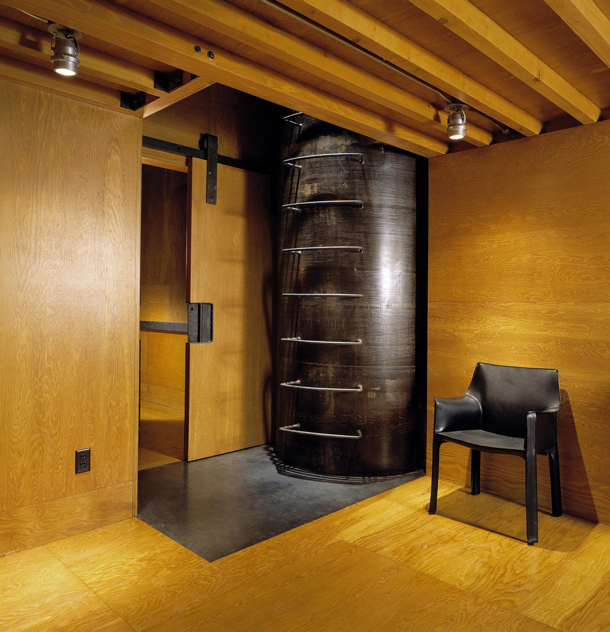 Gallery of Chicken Point Cabin / Olson Kundig Architects - 7