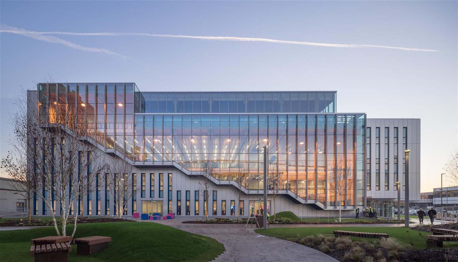 Gallery of Believe in Better Building / Arup Associates - 8