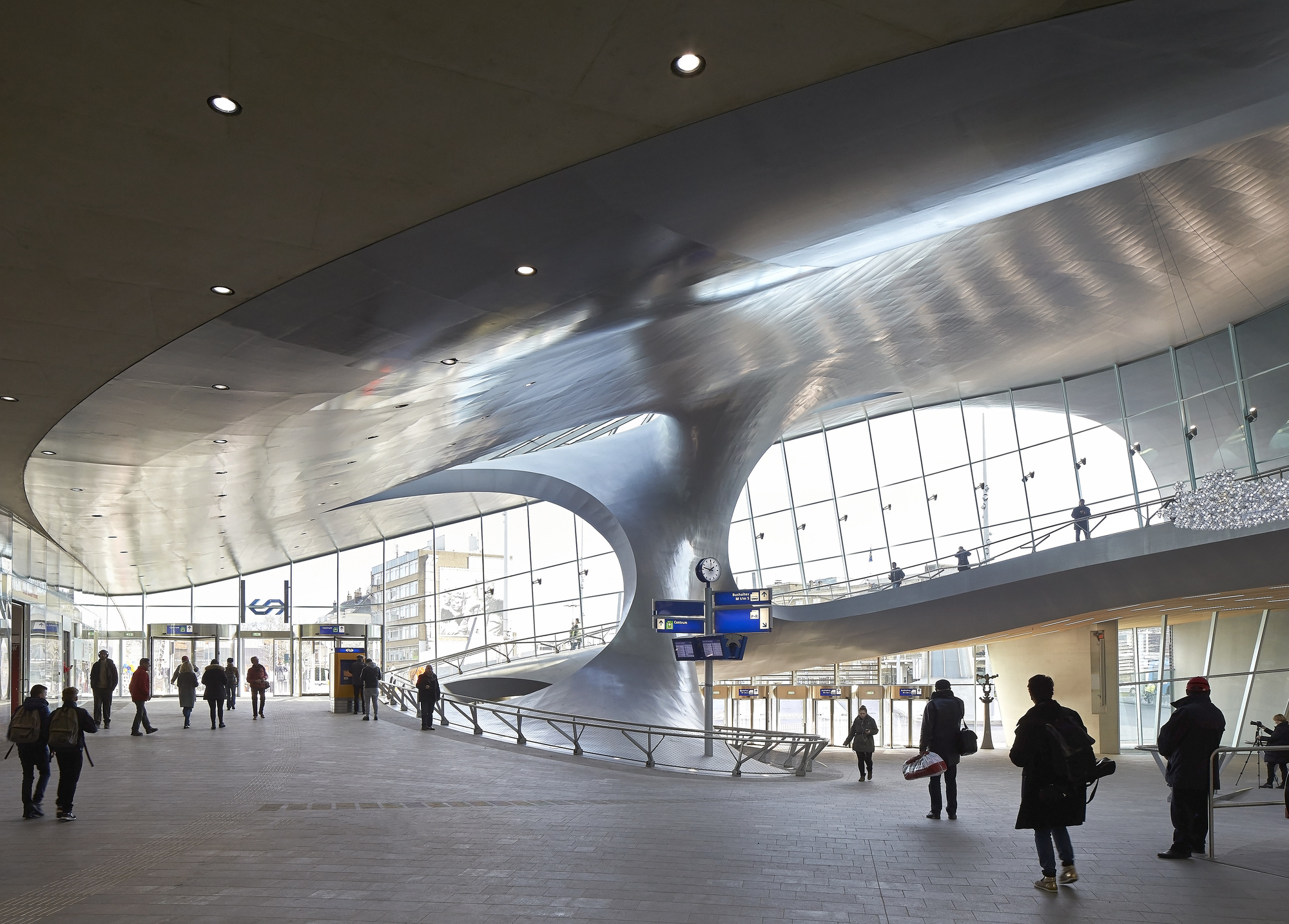 画廊 画册： Hufton+Crow建筑摄影工作室拍摄的由UNStudio工作室设计的阿纳姆中央车站中转站 - 15