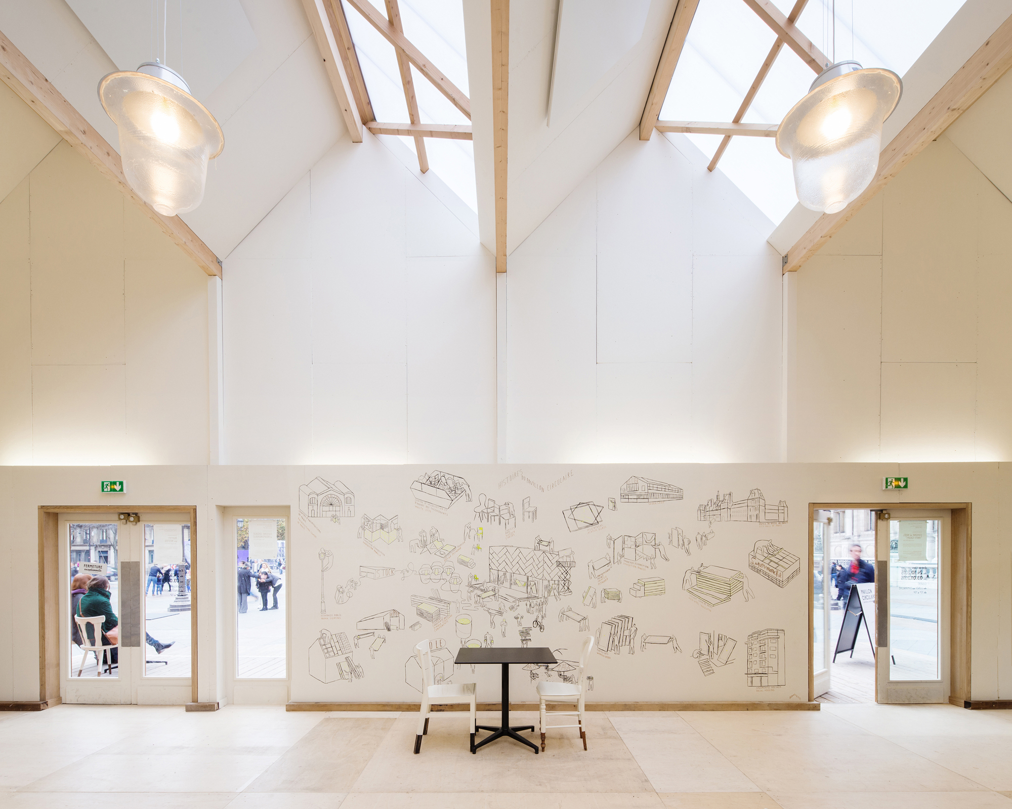 Gallery of The Circular Pavilion / ENCORE HEUREUX Architectes - 2