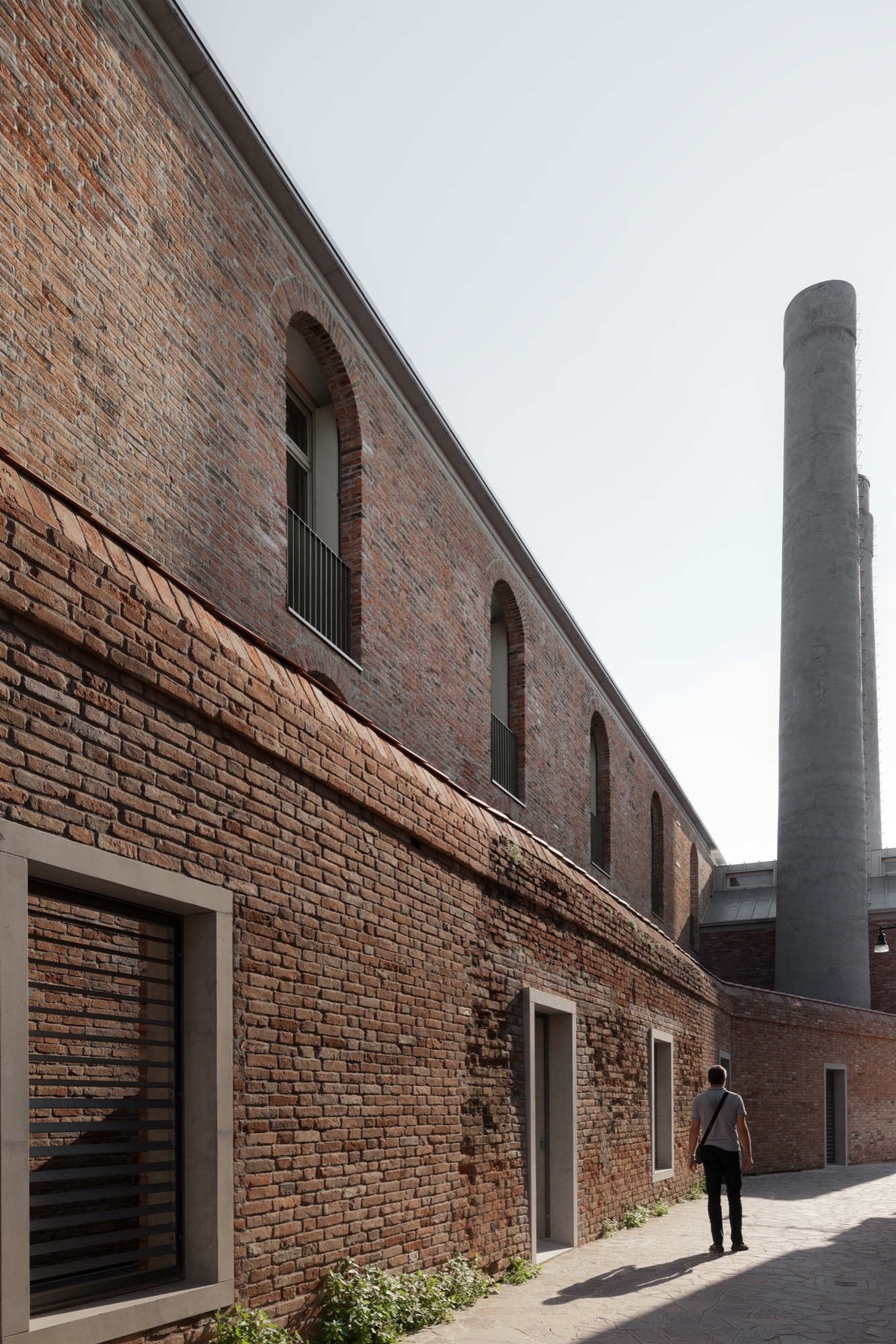 Gallery of Residential Building Refurbishment / Studio Macola - 16