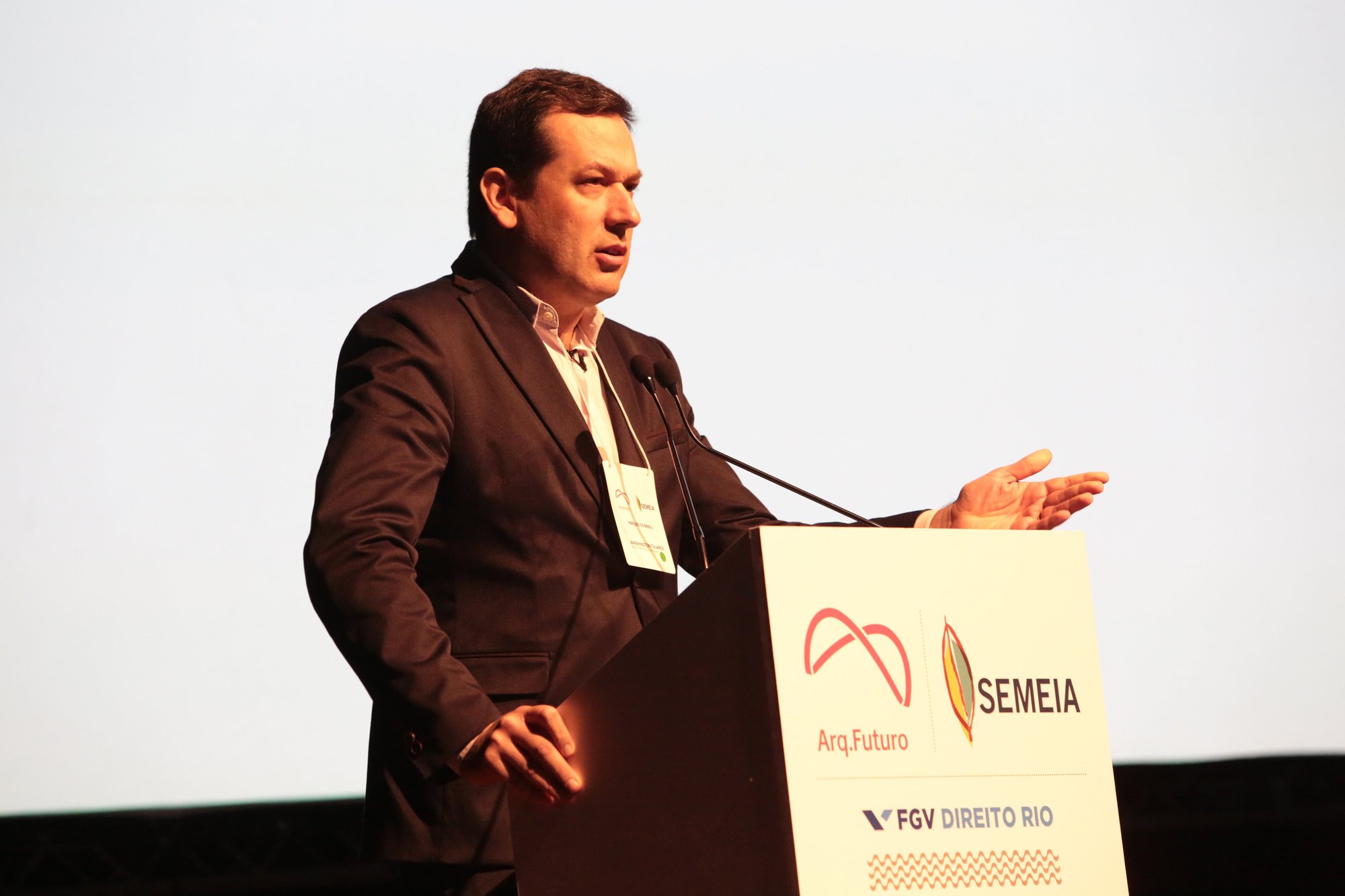 Washington Fajardo to Curate Brazilian Pavilion at 2016 Venice Biennale ...