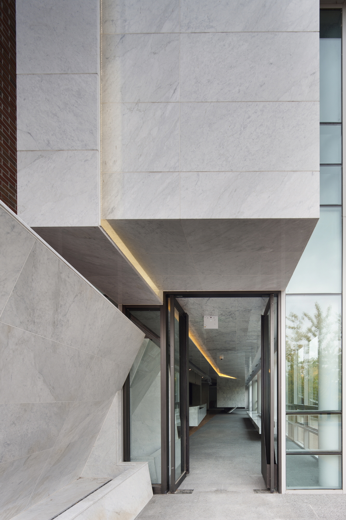 Gallery of Kim Jong-Bok Museum of Art / Chun Architects - 11