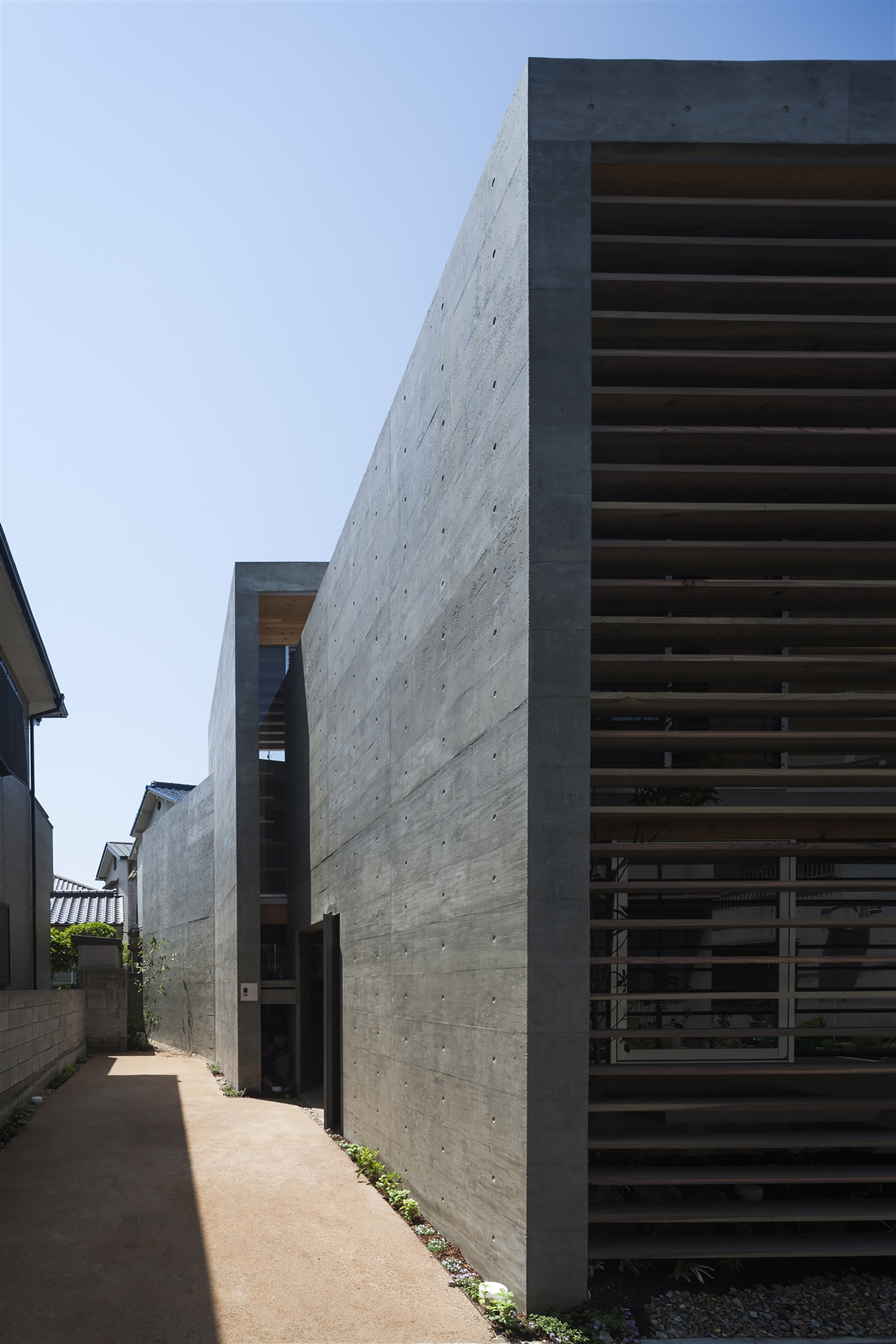 Gallery of Shrimp / UID Architects - 11