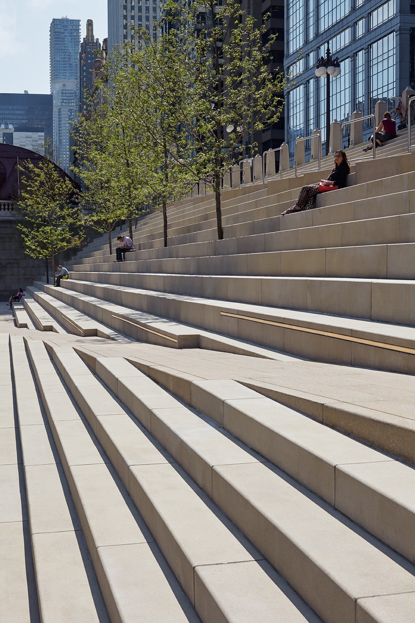 Gallery of Chicago Riverwalk / Chicago Department of Transportation - 11