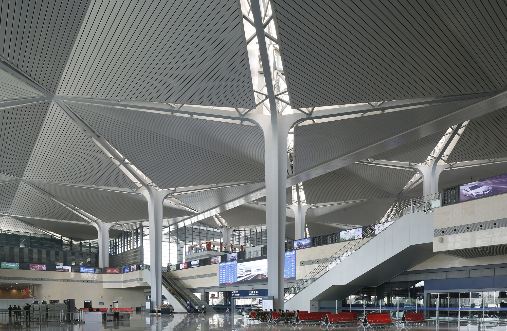 Gallery of TaiYuan South Railway Station / CSADI - 16