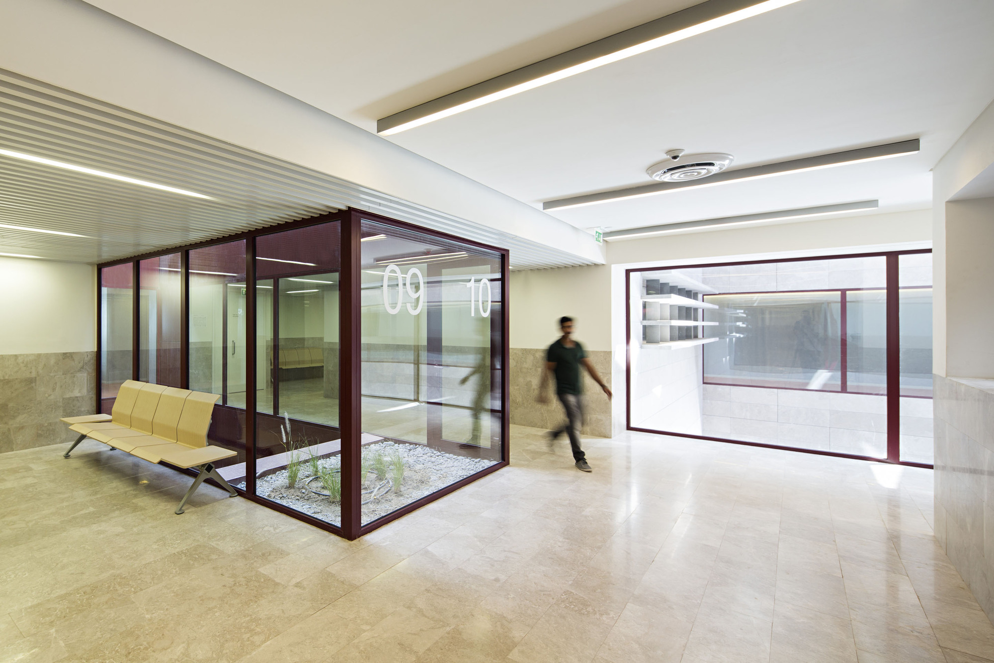 Gallery of Hisham A. Alsager Cardiological Hospital / AGi Architects - 4
