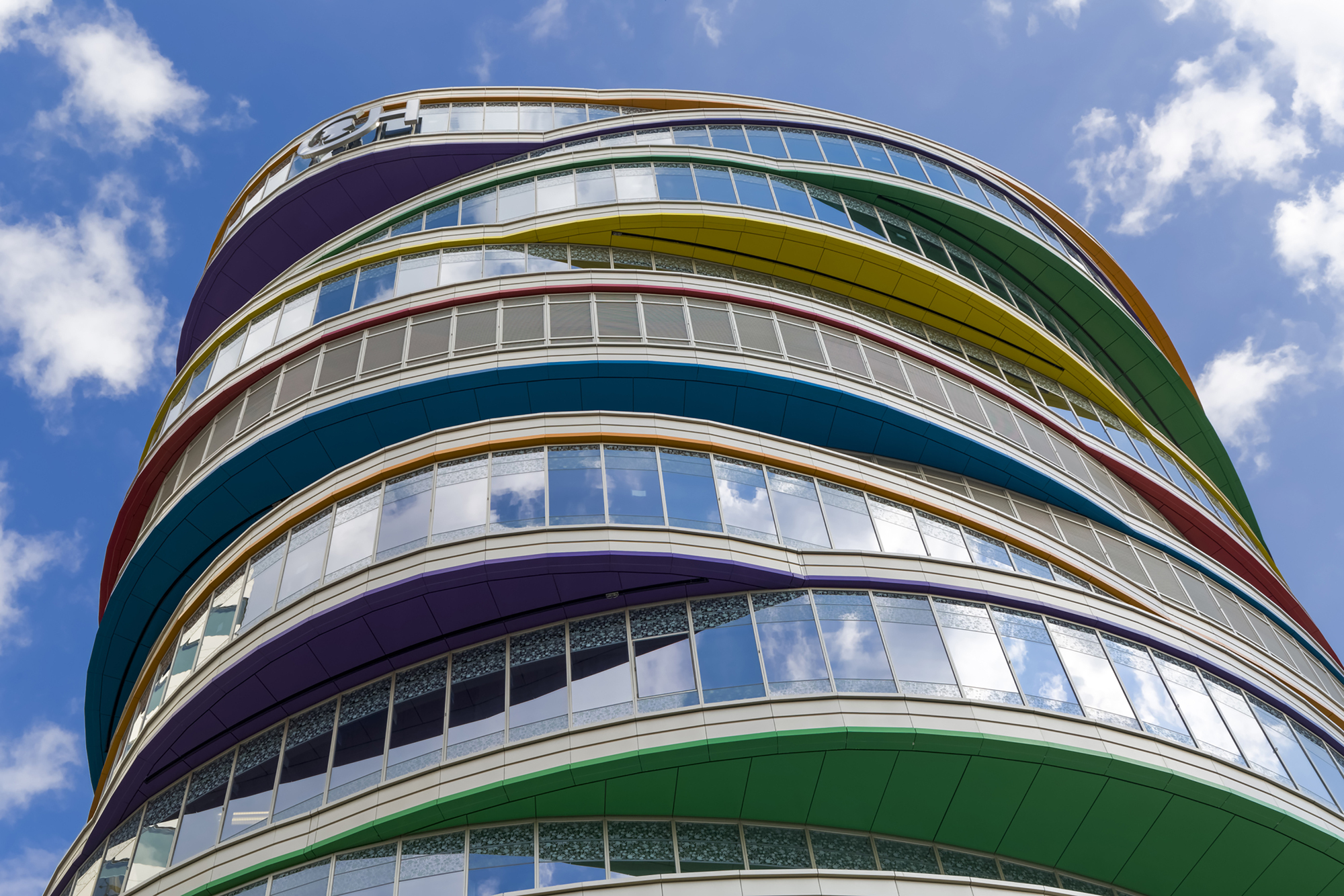 Gallery of Buerger Center for Advanced Pediatric Care / Pelli Clarke ...