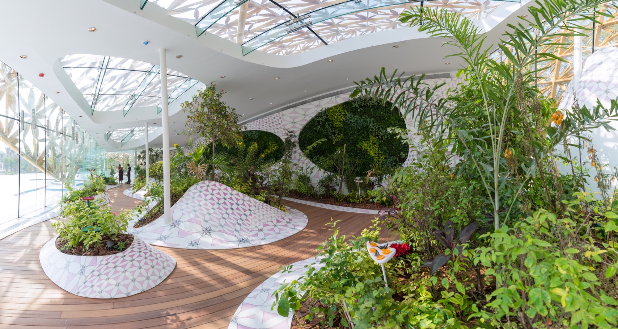 Gallery of Butterfly Aviary / 3deluxe - 12