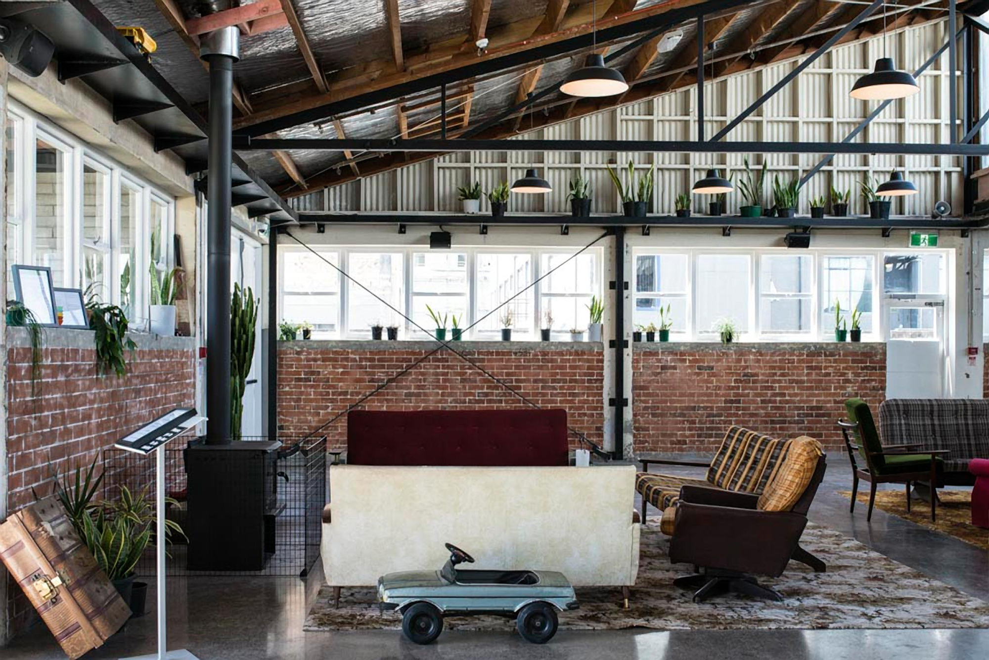 Galería de Brothers Brewery + Juke Joint BBQ / MA Studio - 6