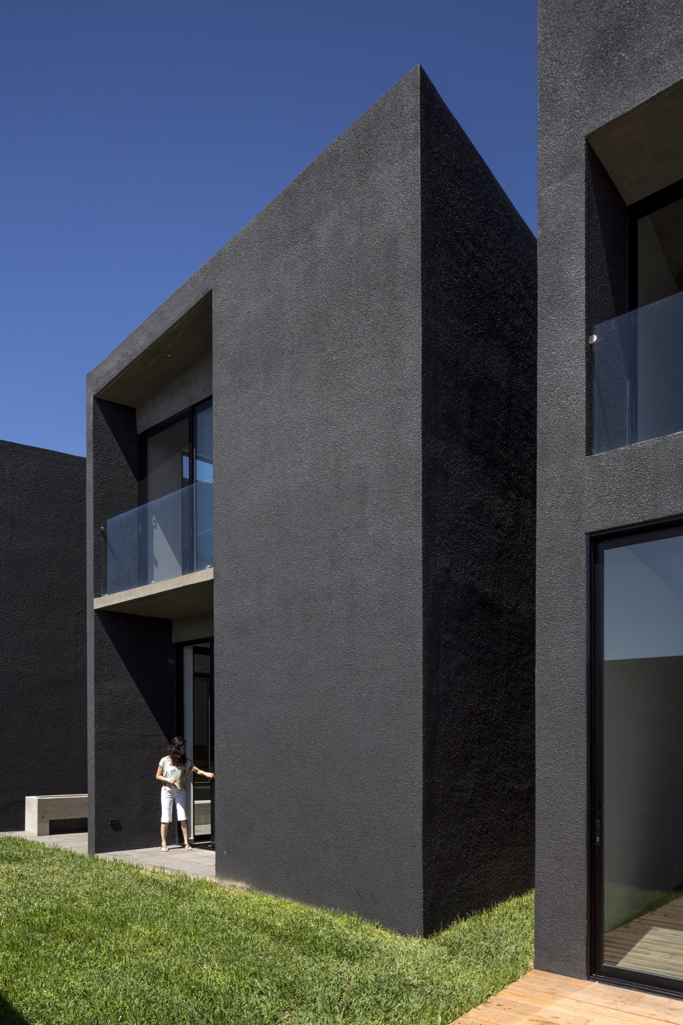 Gallery of TLP House / T38 Studio - 12