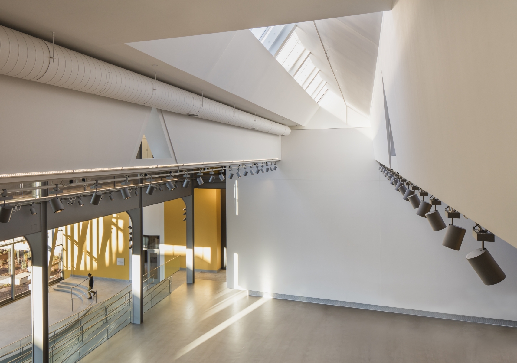 Gallery of Massachusetts College of Art and Design / Ennead Architects - 6