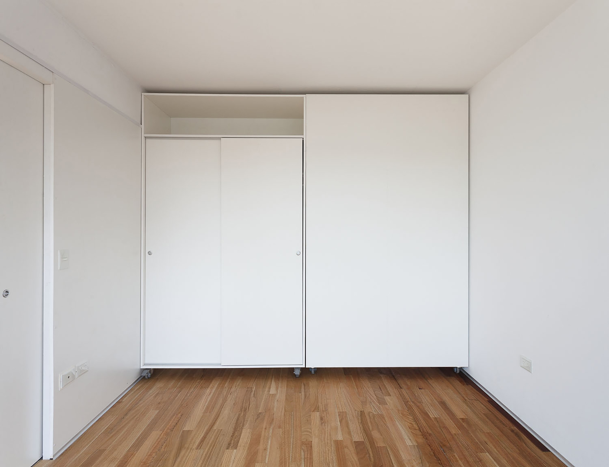 Gallery of Acha Housing Units / MONOBLOCK - 7