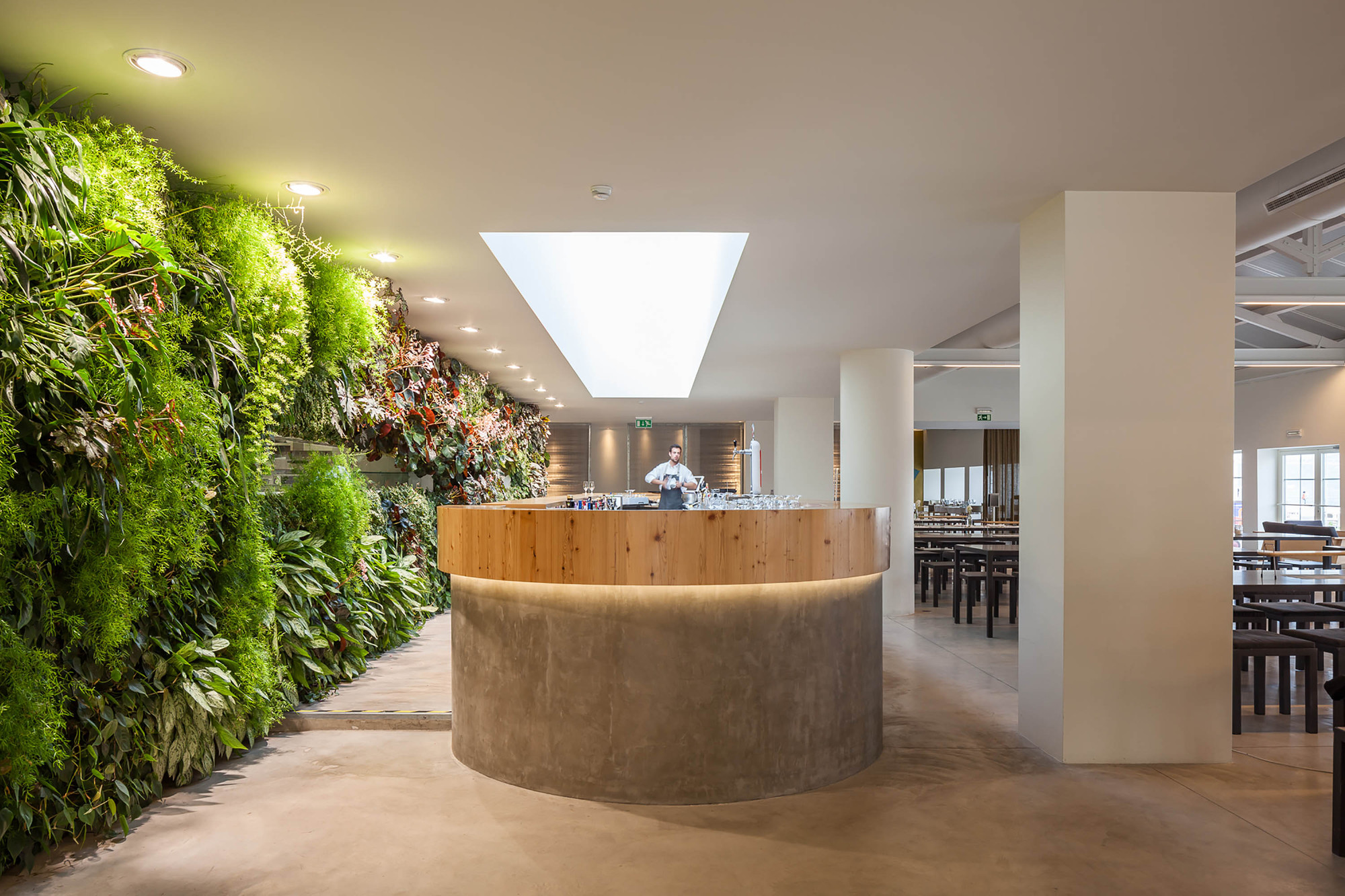 Galería de Espacio Espejo de Agua / DC.AD + Victor Vicente - 11