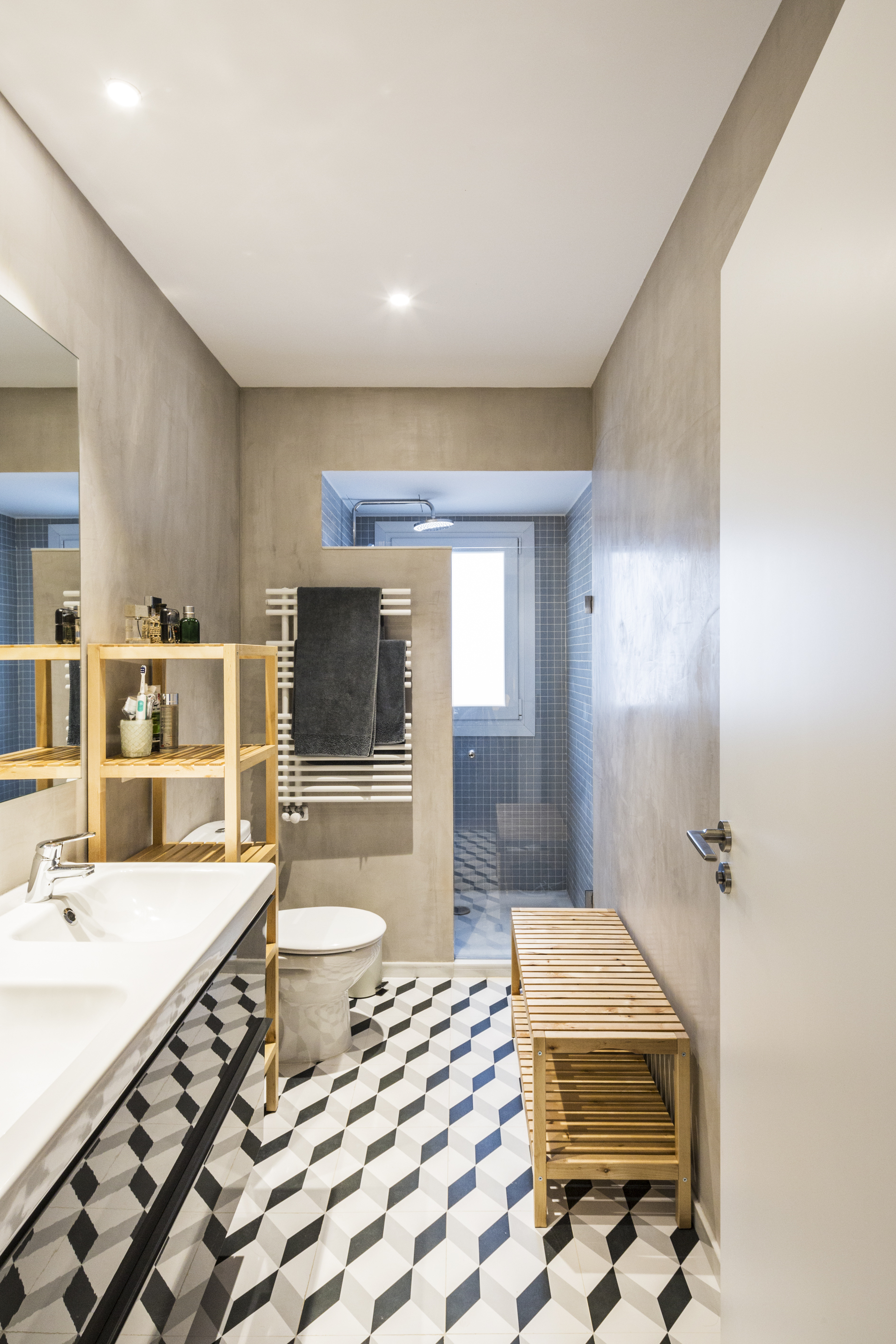Gallery of Cadam: Apartment Renovation For a Musician / DTR_studio ...