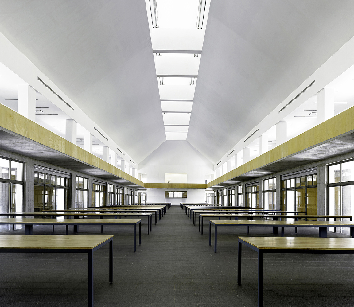 Gallery of MAG Corporate Headquarters / CURE & PENABAD - 13