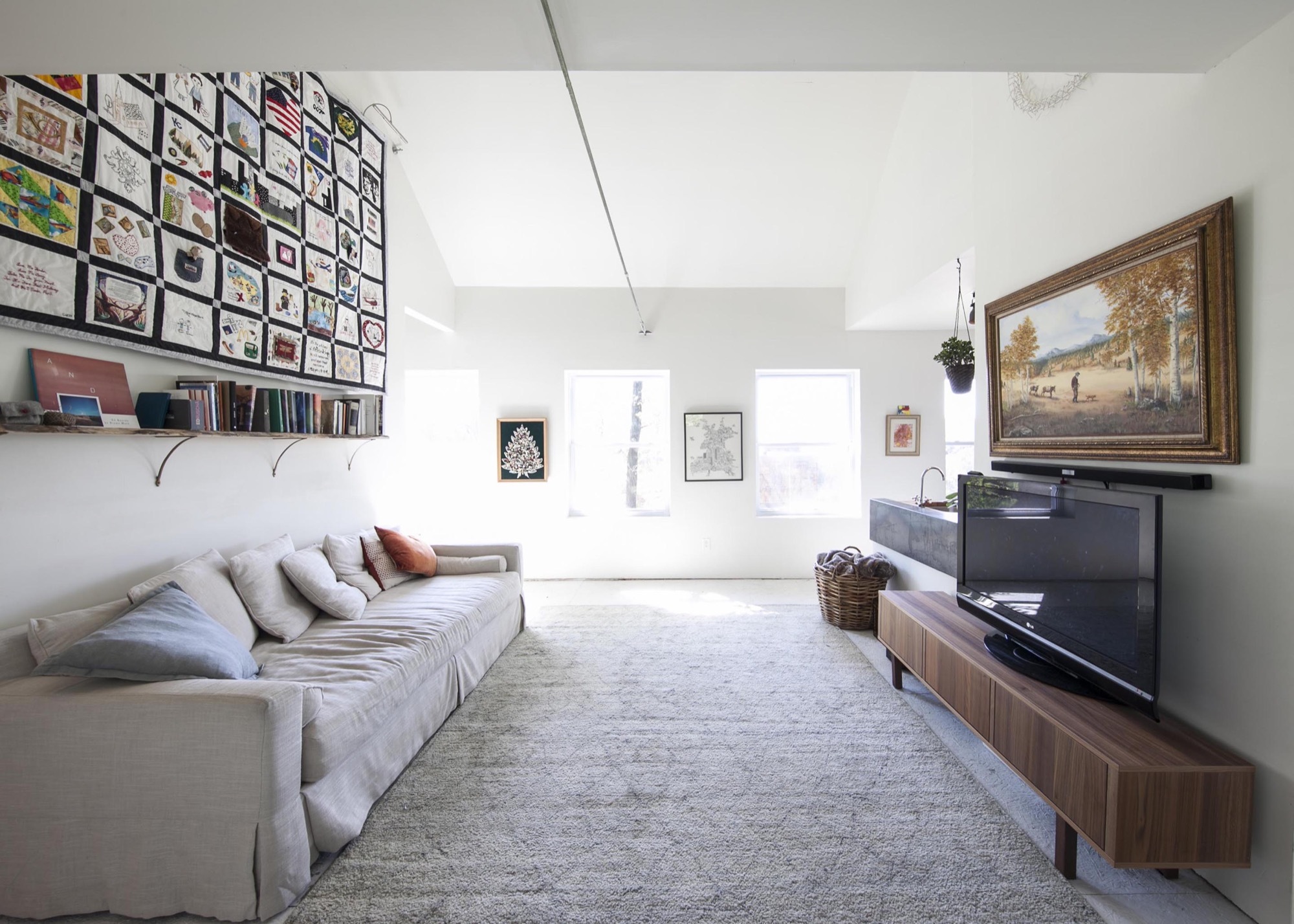 Gallery of MadHouse / LIONarchitecture - 10
