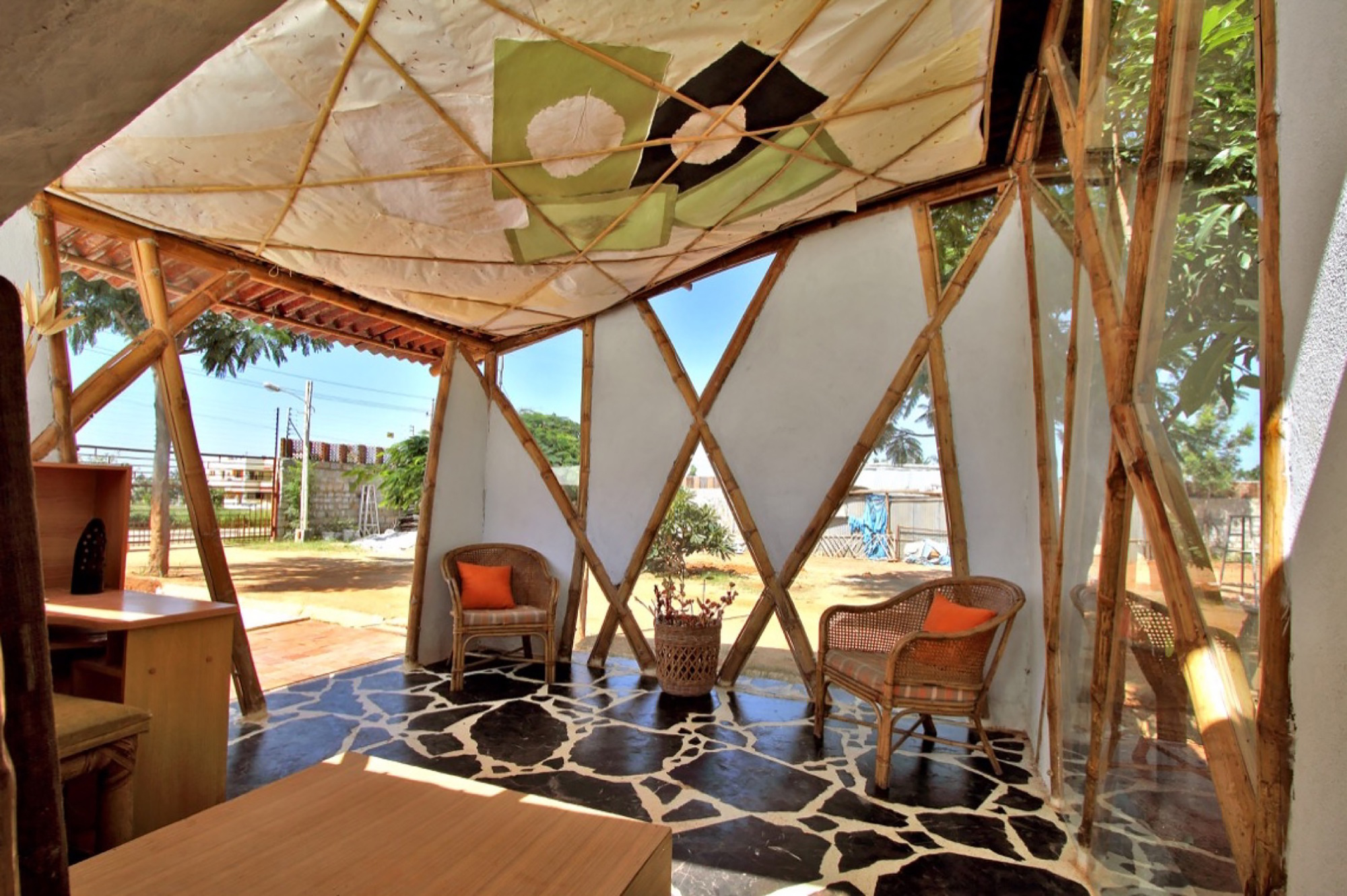 Galeria de Bamboo Symphony / Manasaram Architects - 5