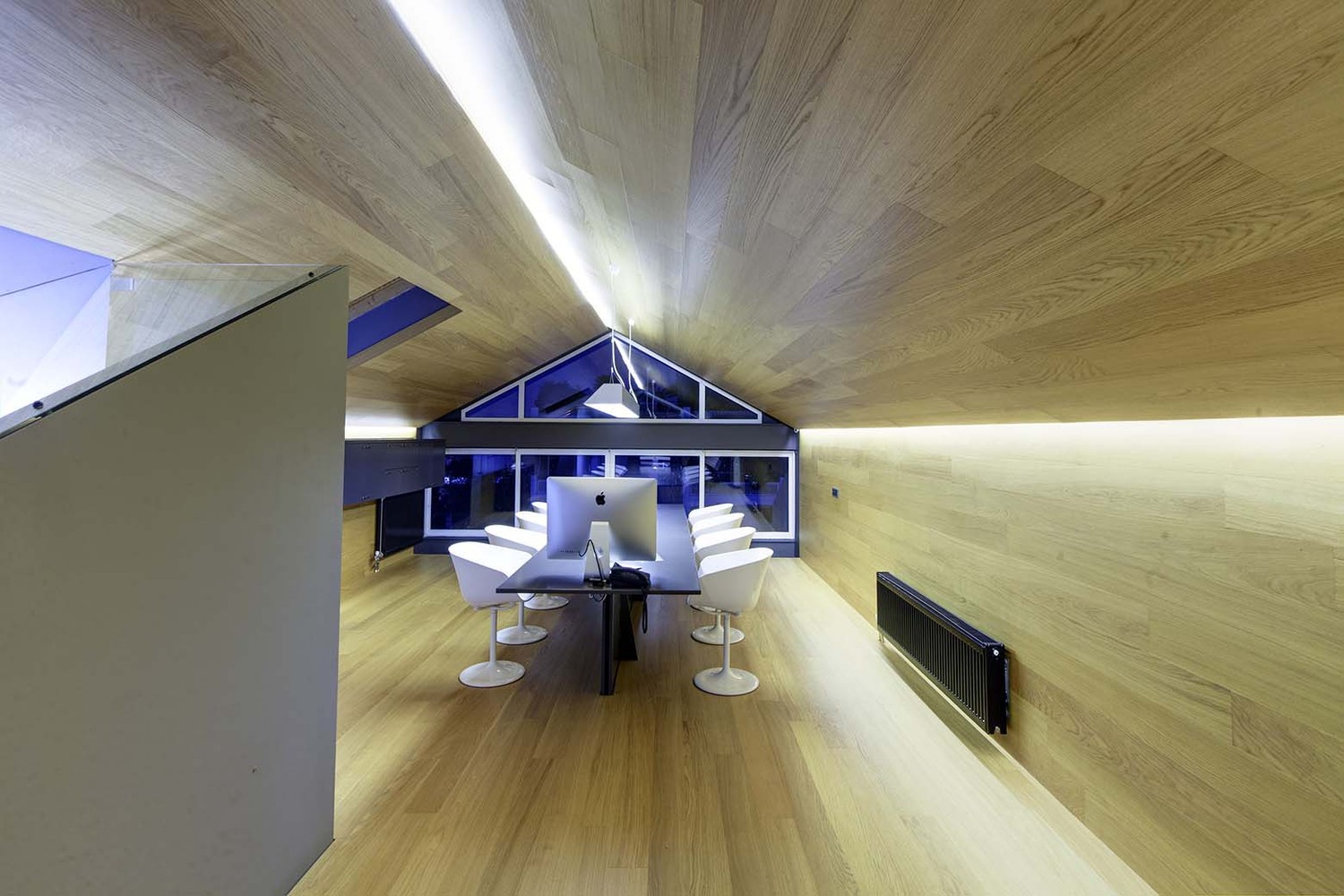 Gallery of Golden Ratio Headquarter / Golden Ratio Collective ...