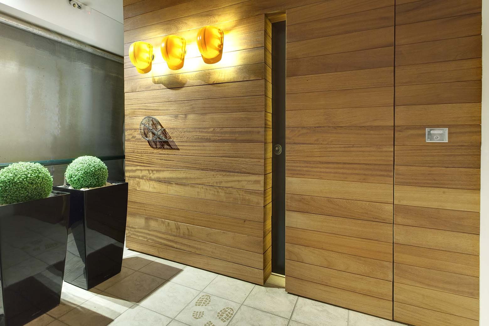 Gallery of Golden Ratio Headquarter / Golden Ratio Collective ...