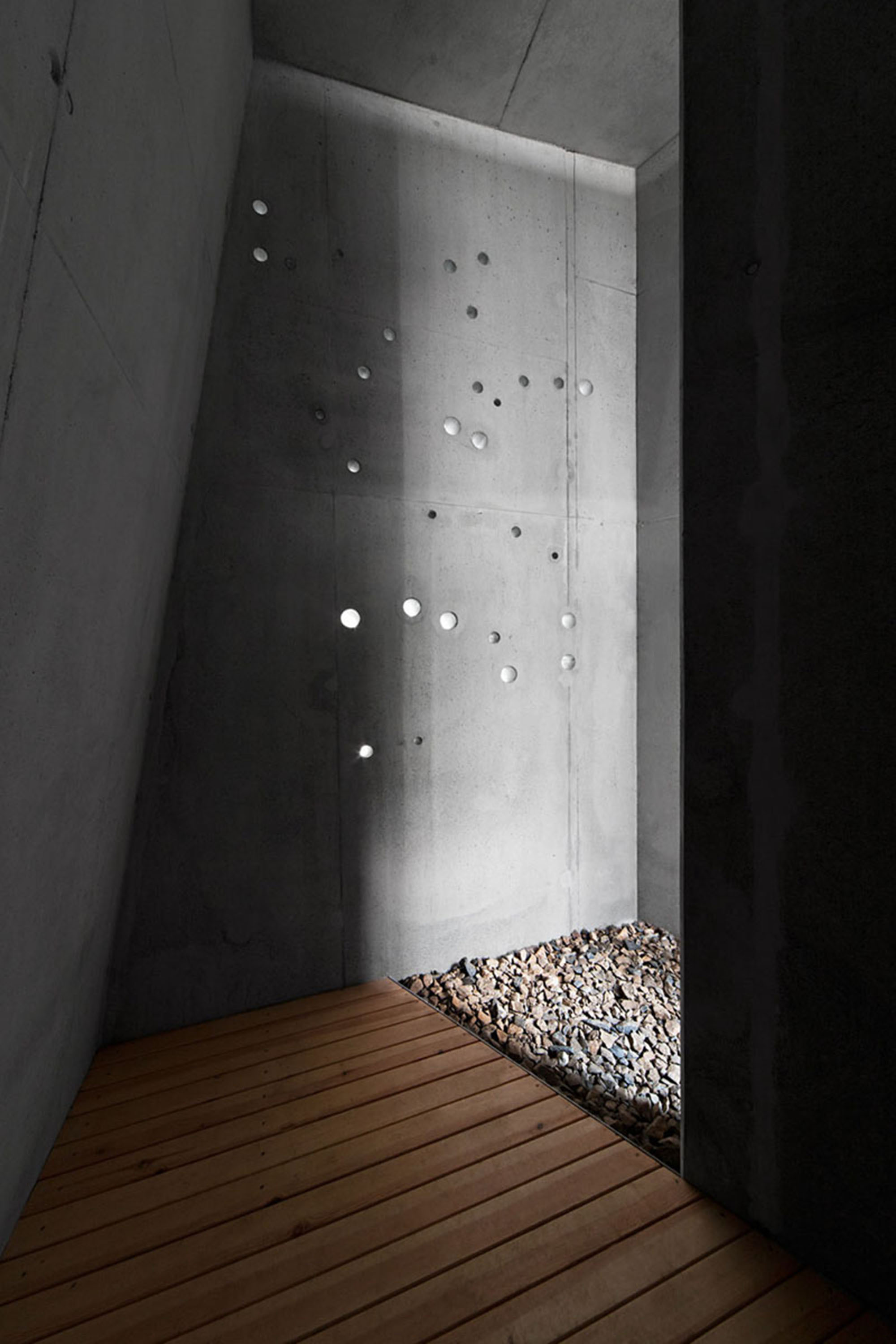 Galería de Refugio en la montaña de Galyateto / NARTARCHITECTS - 18